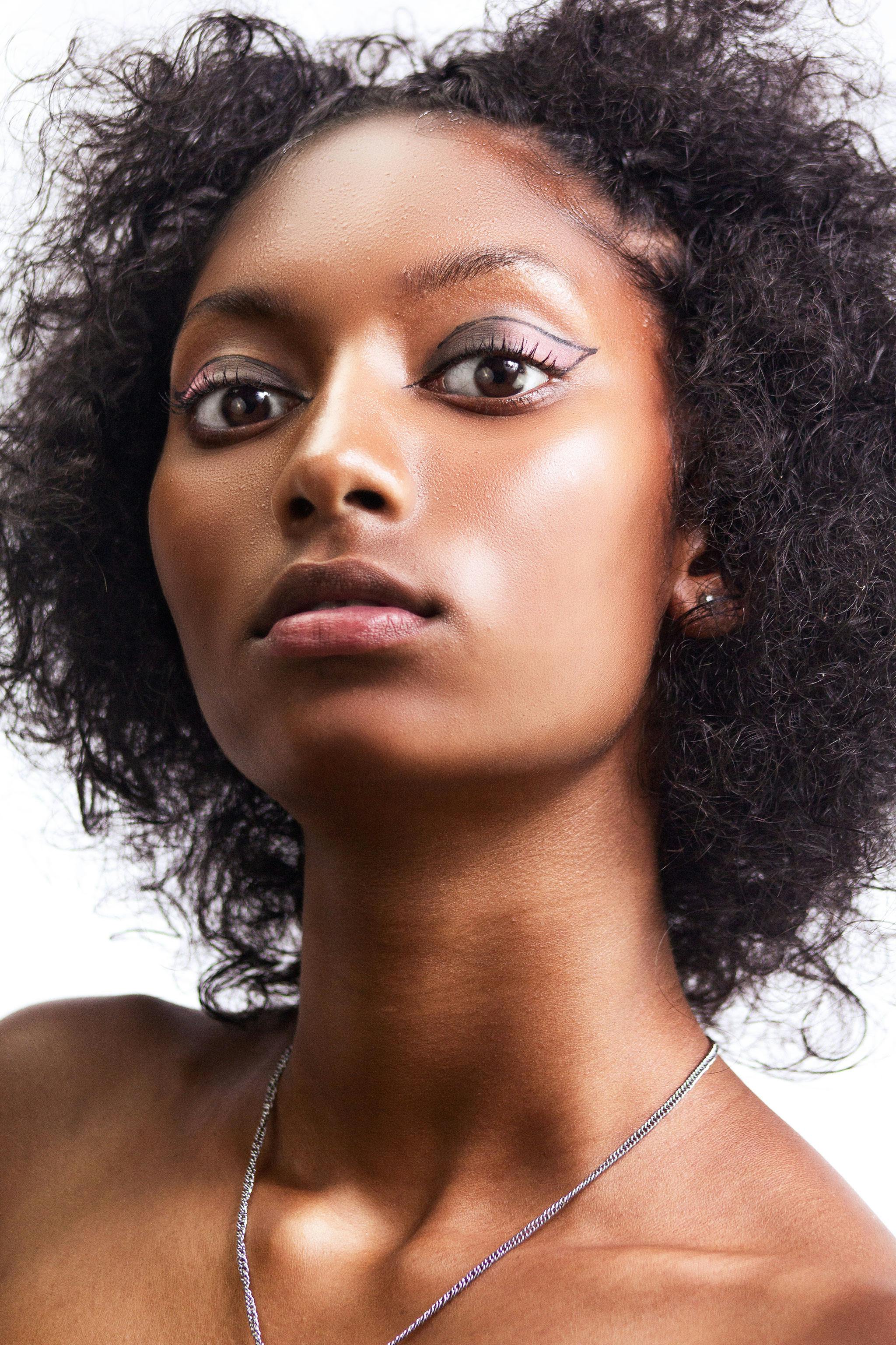 Face of a Model · Free Stock Photo