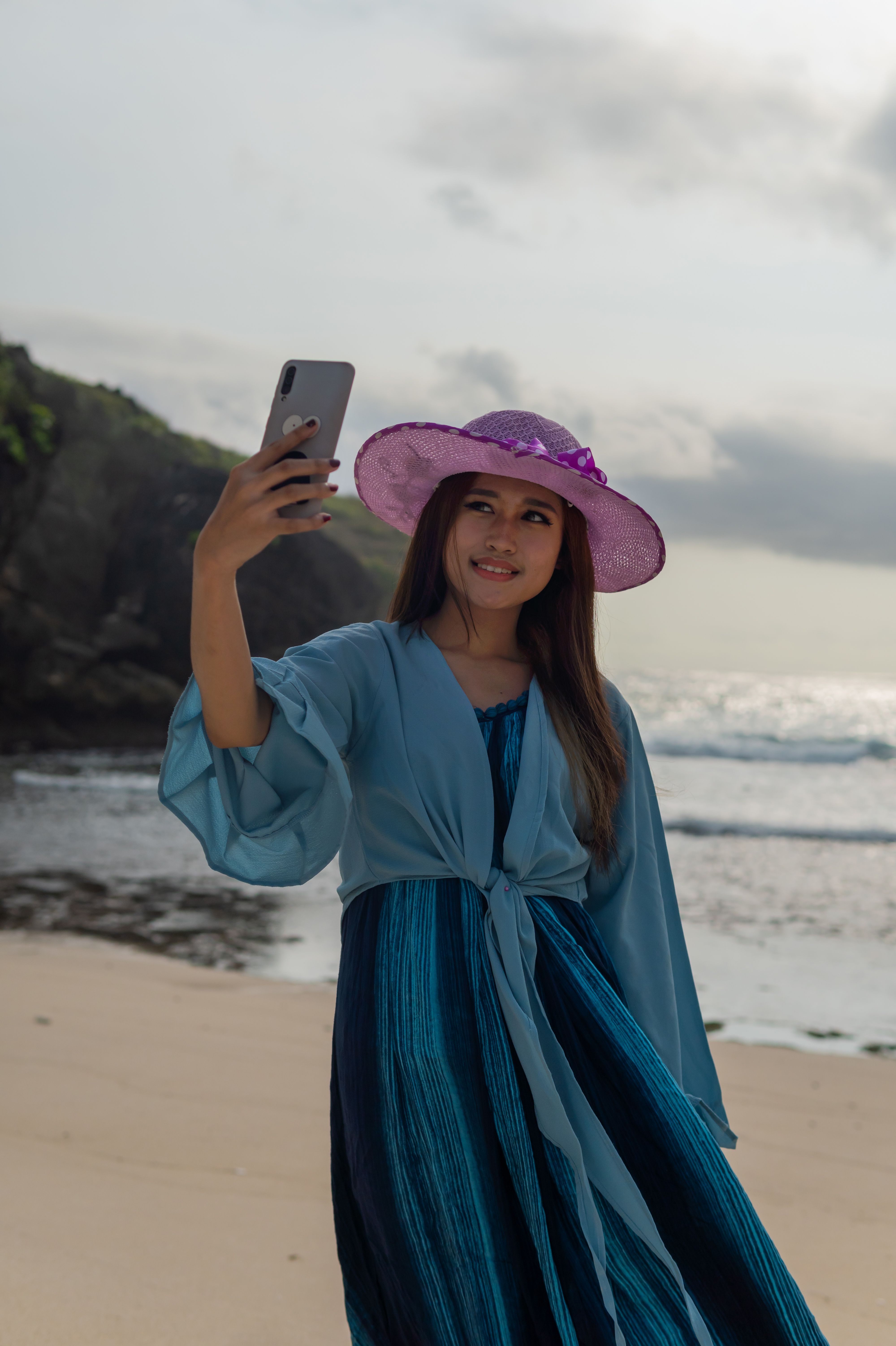 Aesthetic Blue Ocean Girl Photos, Download The BEST Free Aesthetic Blue ...