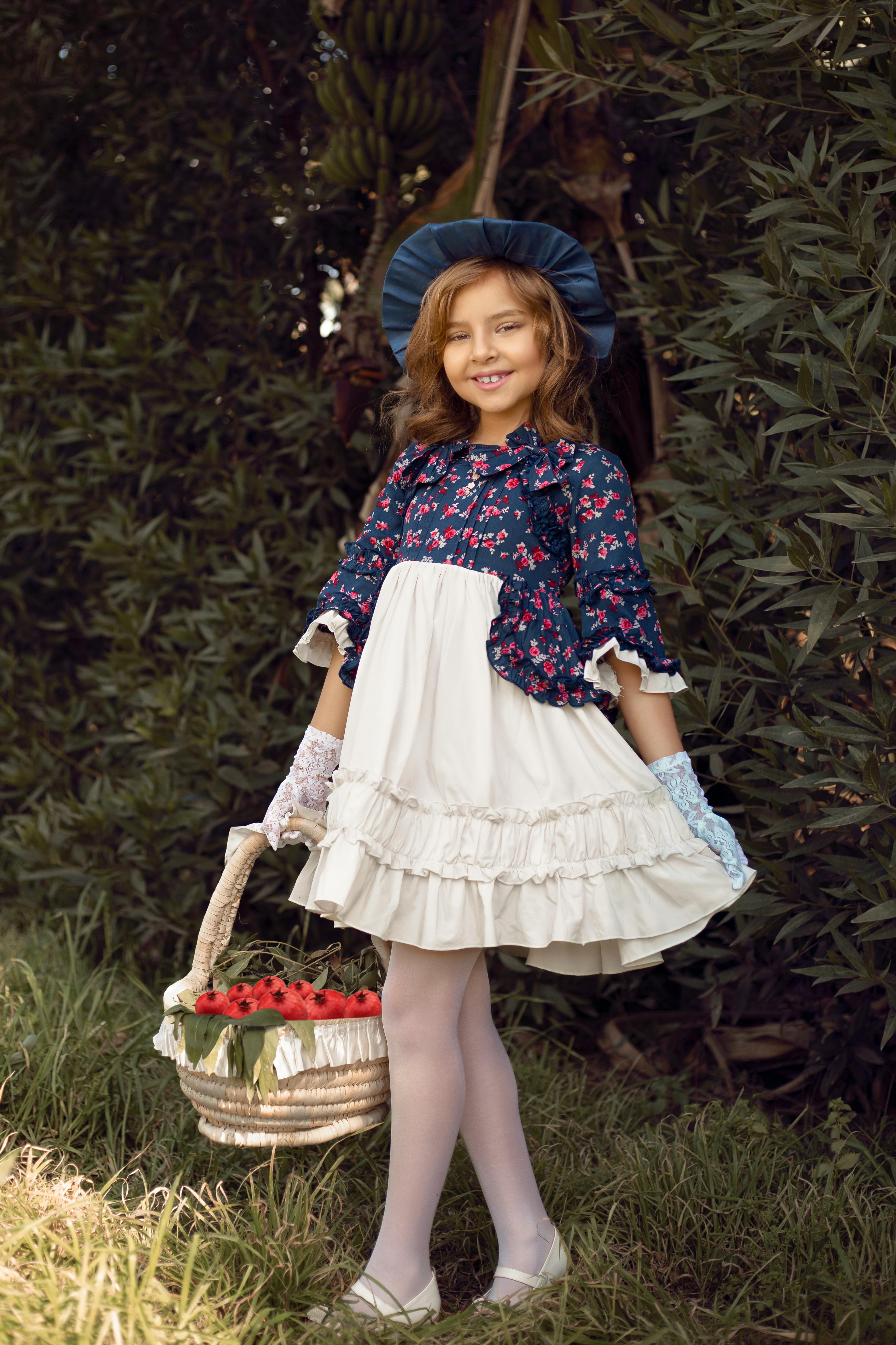 Dress With Frills Photos, Download The BEST Free Dress With Frills ...