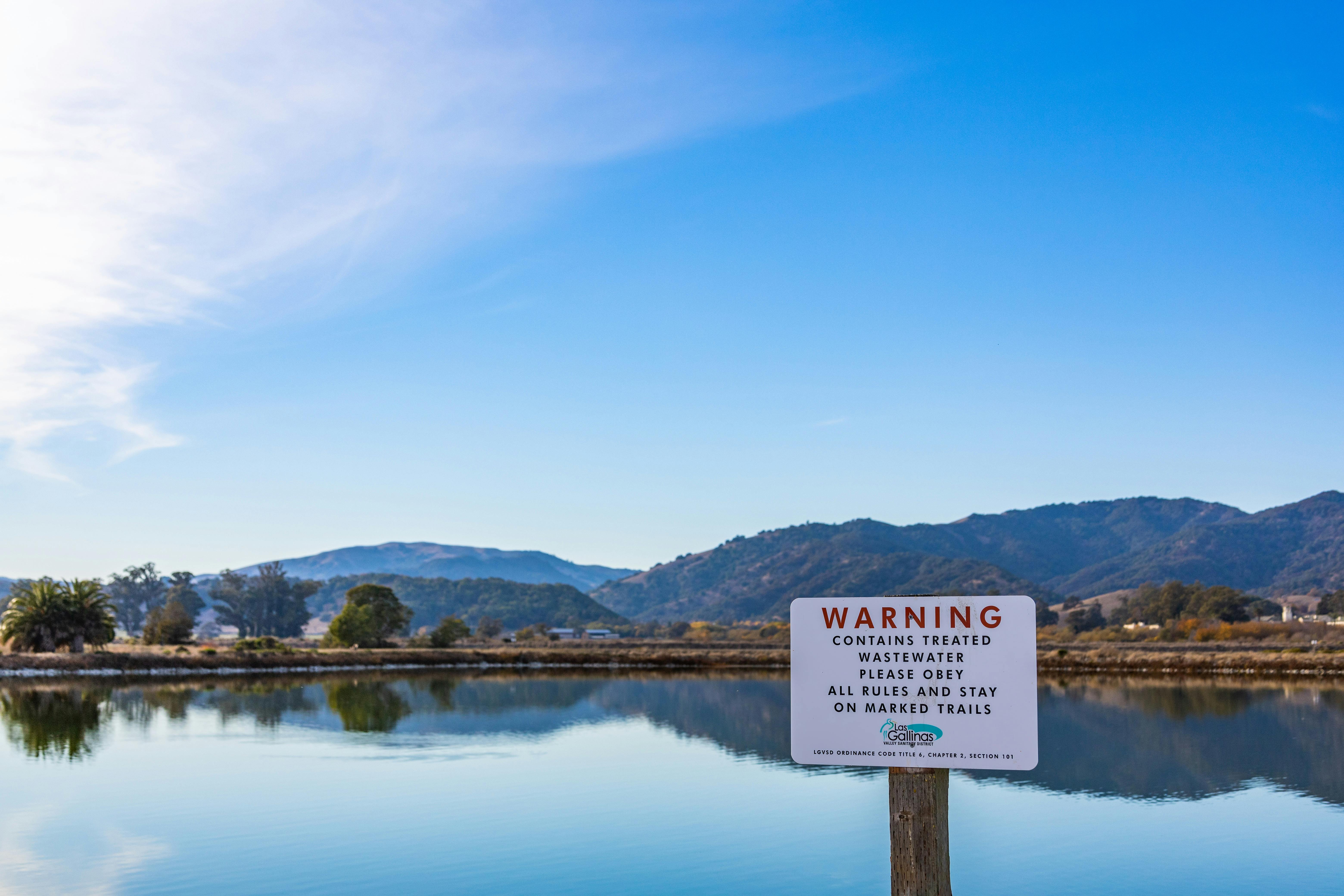 Warning about Water Pollution · Free Stock Photo