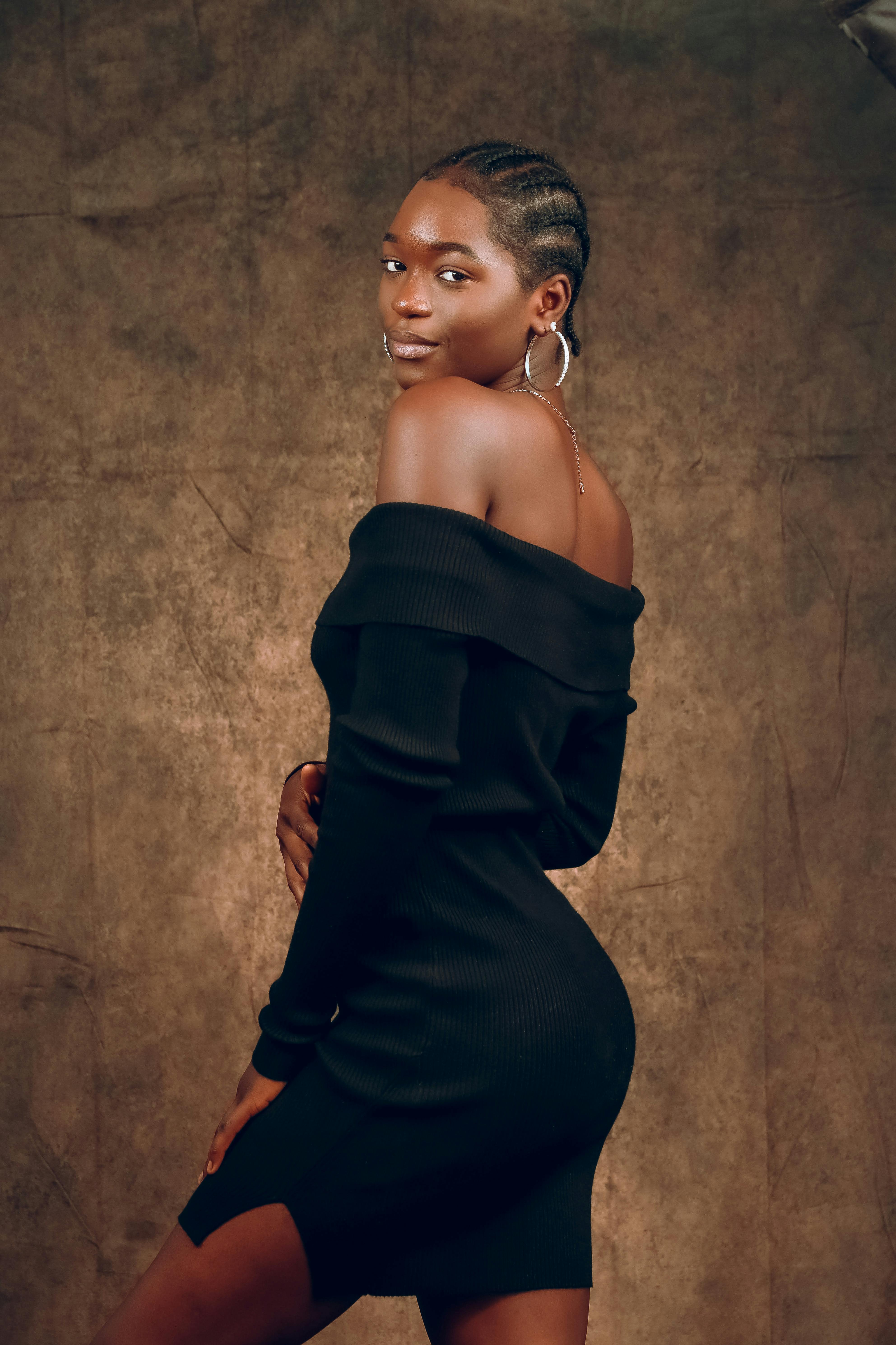 Over The Shoulder Pose Model