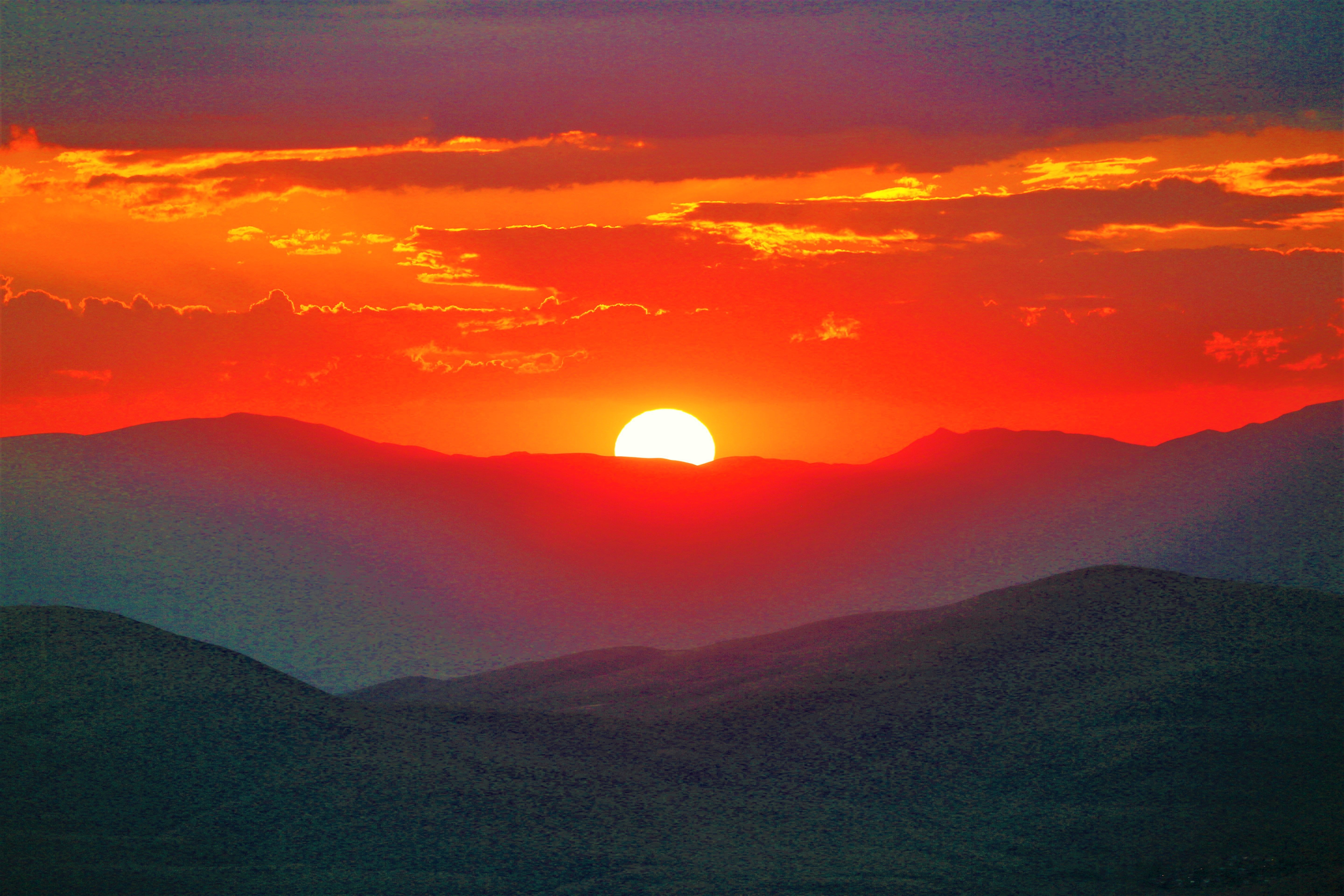 sunset · Pexels