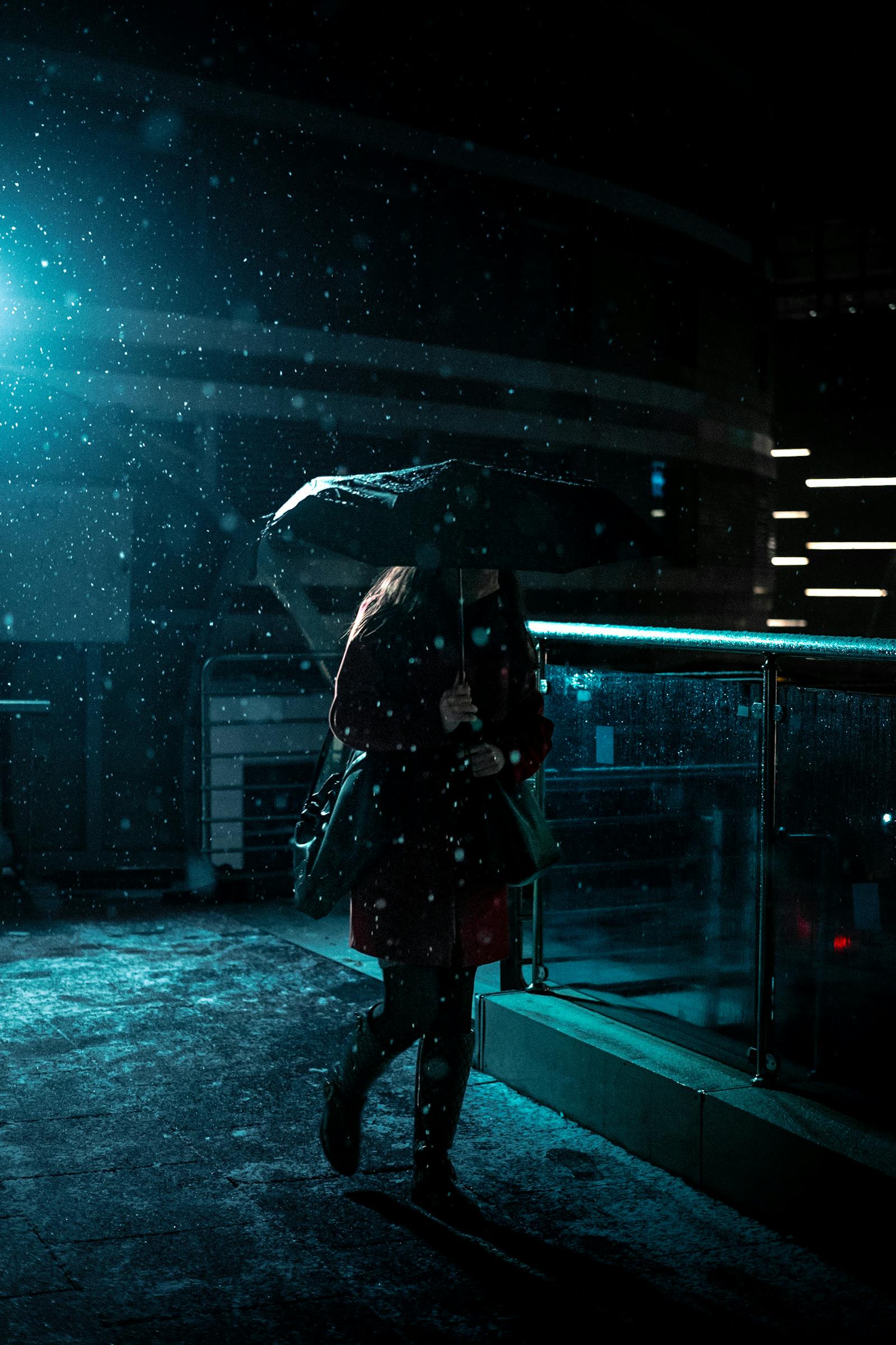 Woman Walking At Night Pexels Photos, Download The BEST Free Woman ...