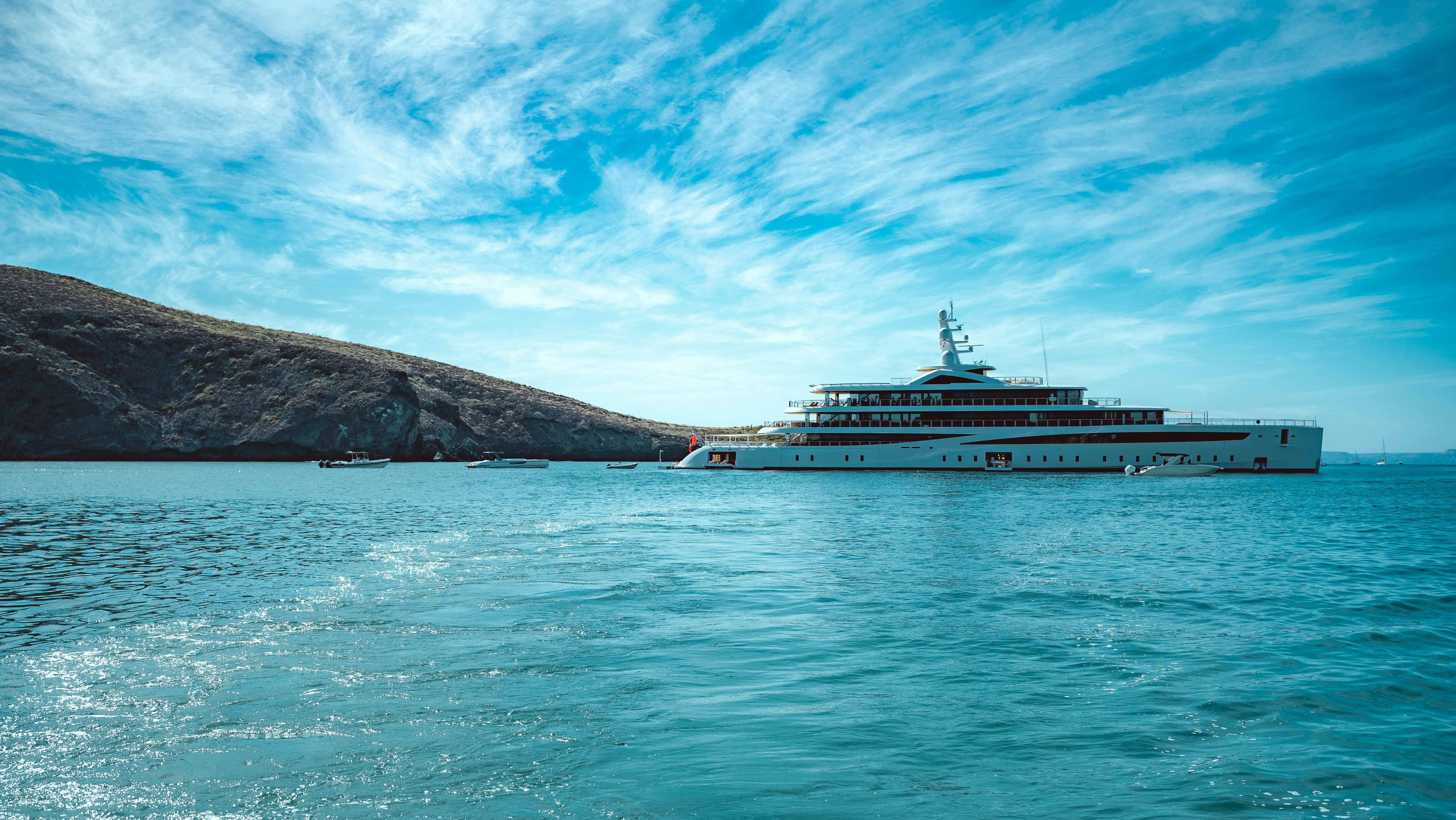 Wooden Platform on Sailing Vessel · Free Stock Photo