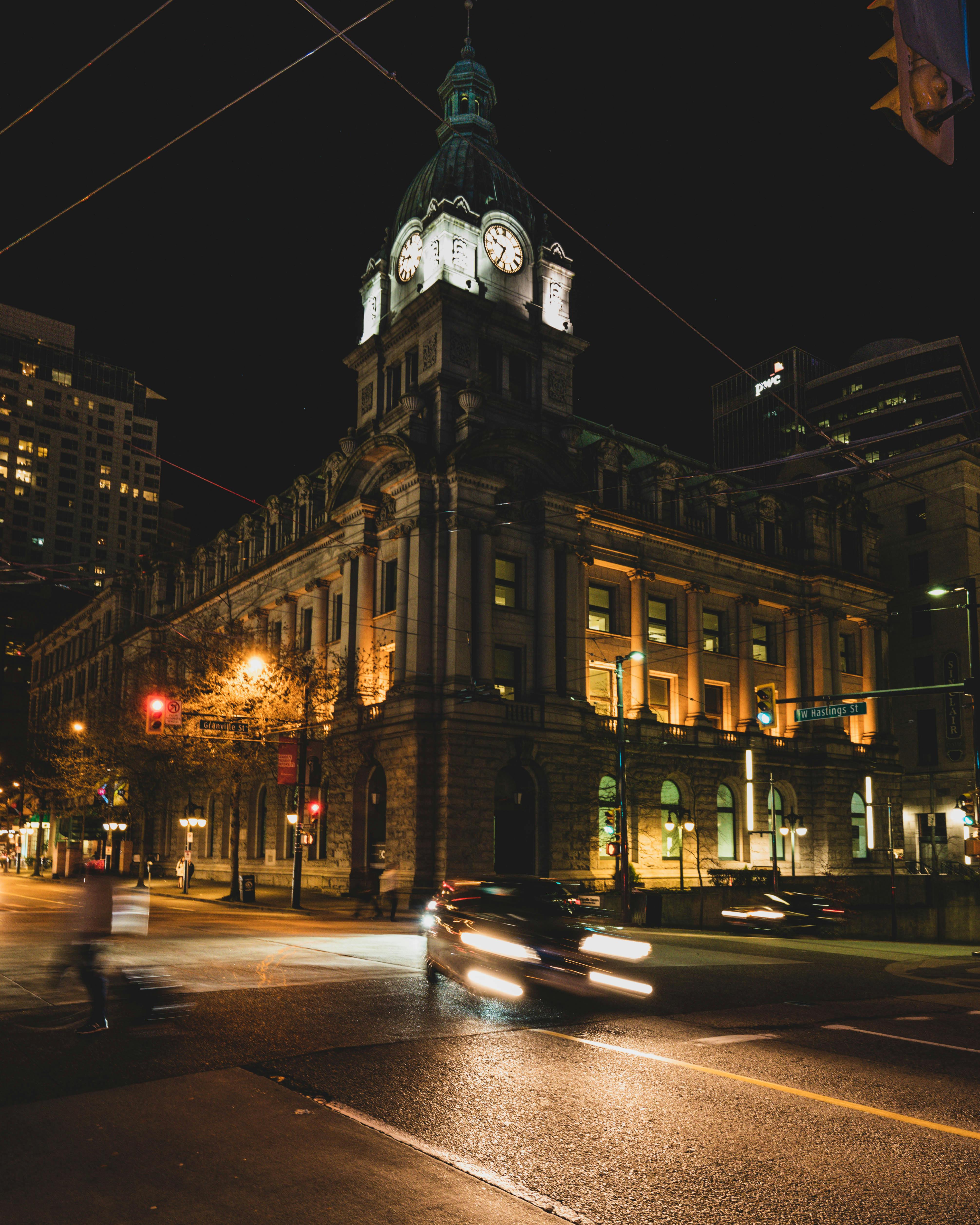 Corner of the Sinclair Centre in Vancouver, Canada · Free Stock Photo