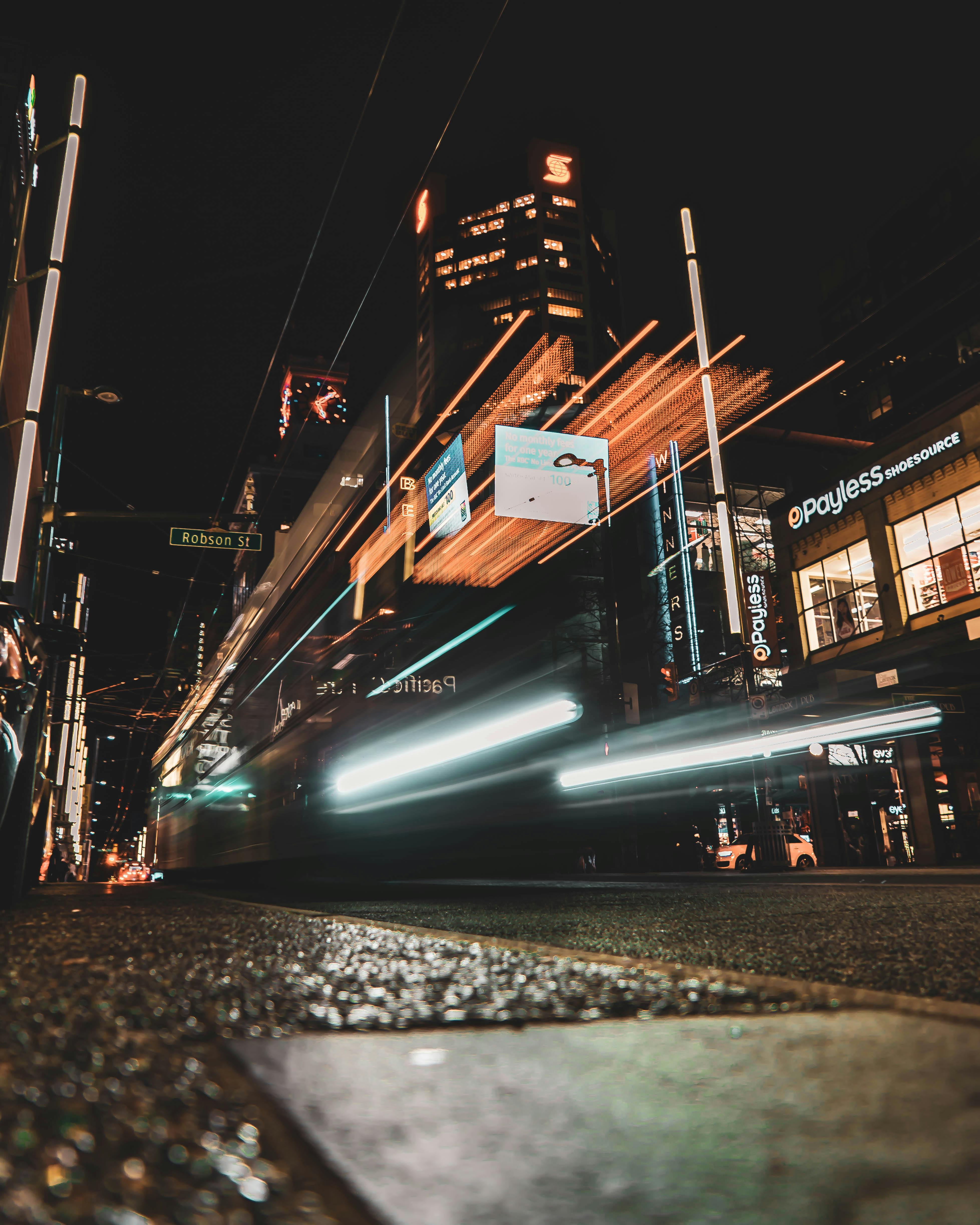 Long Exposure Street Photography at Night · Free Stock Photo