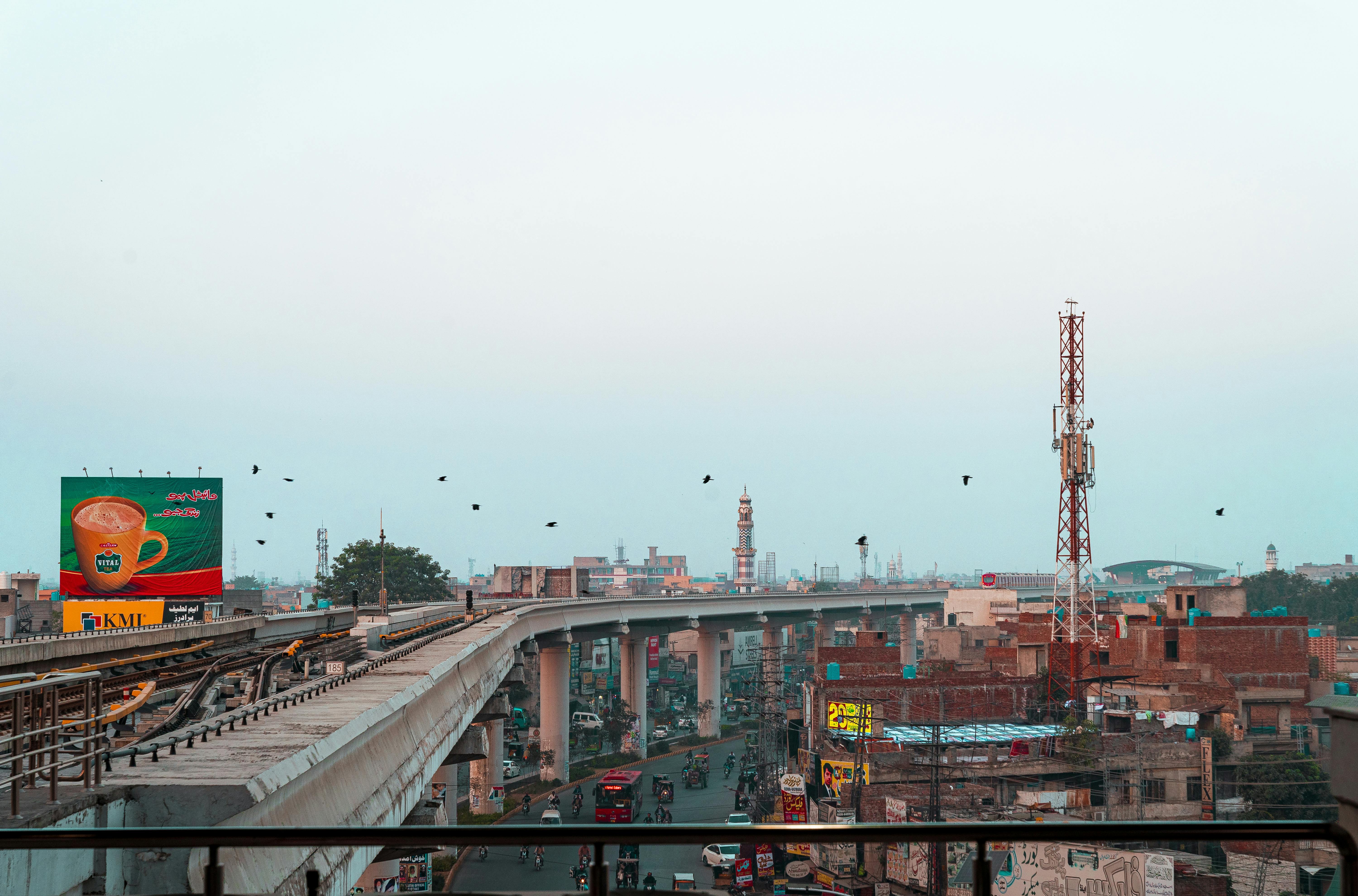 Metro Viaduct in City · Free Stock Photo