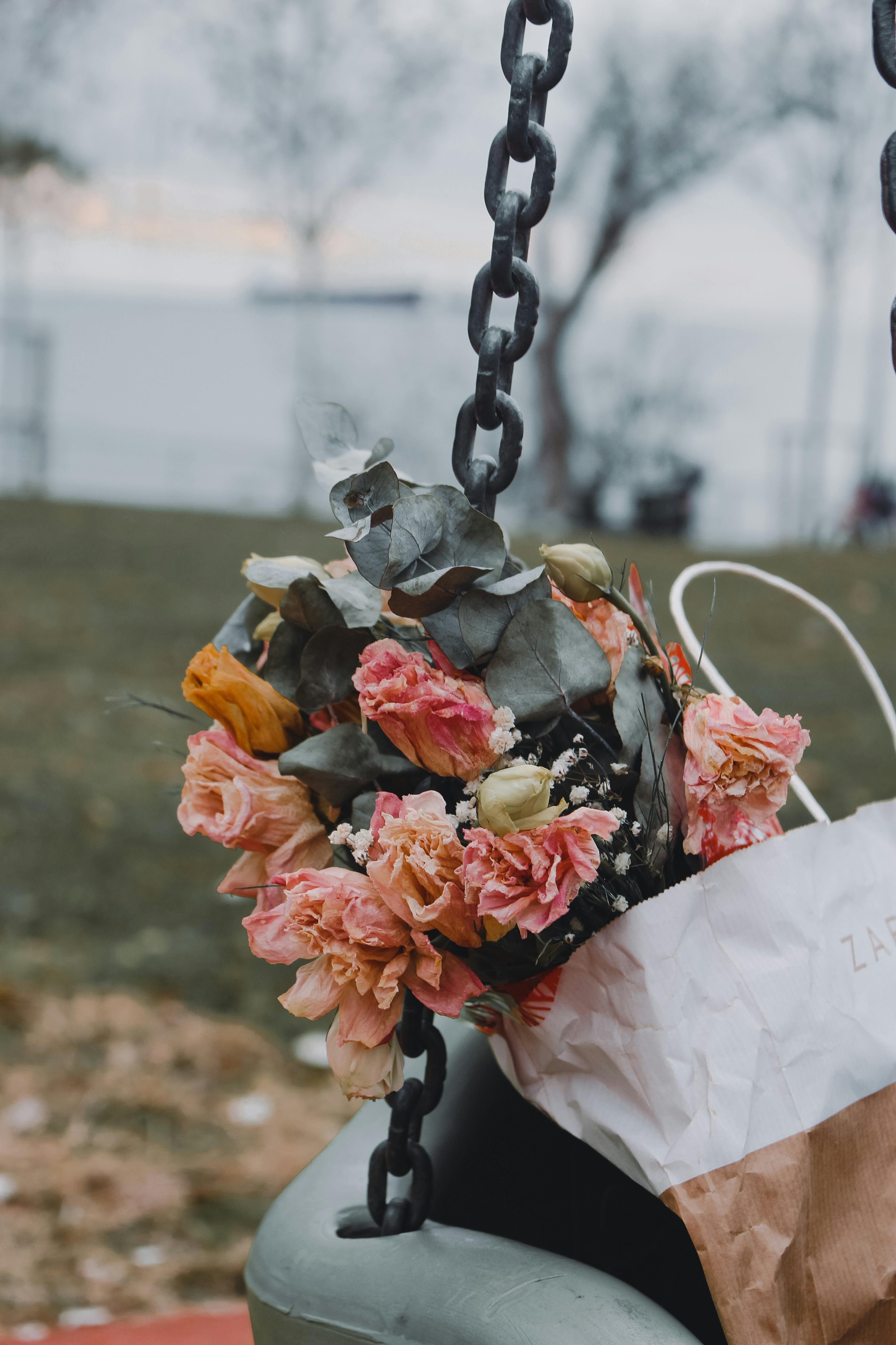 Flowers Chain Photos, Download The BEST Free Flowers Chain Stock Photos ...