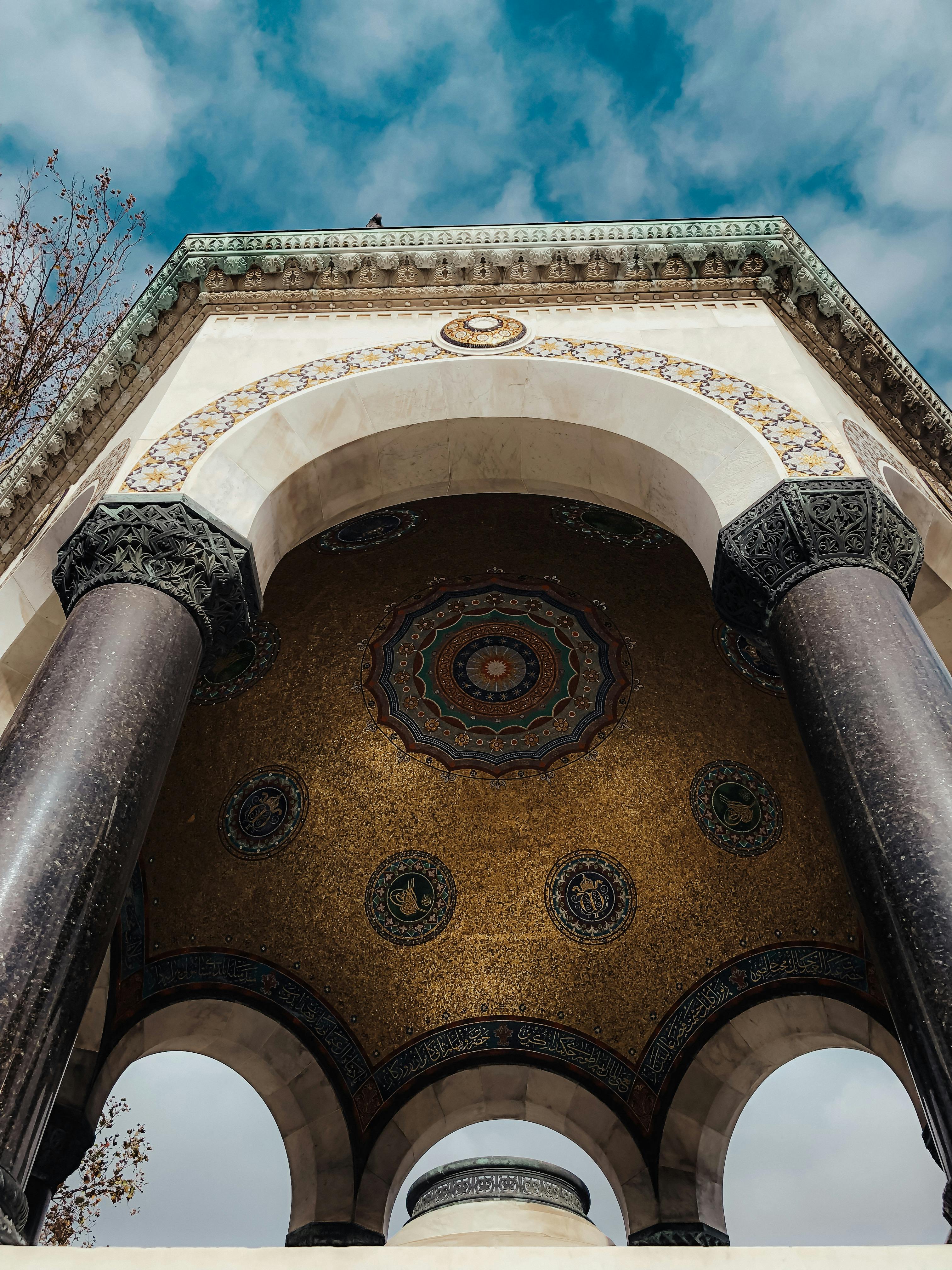 Ornamented Ceiling of Temple · Free Stock Photo