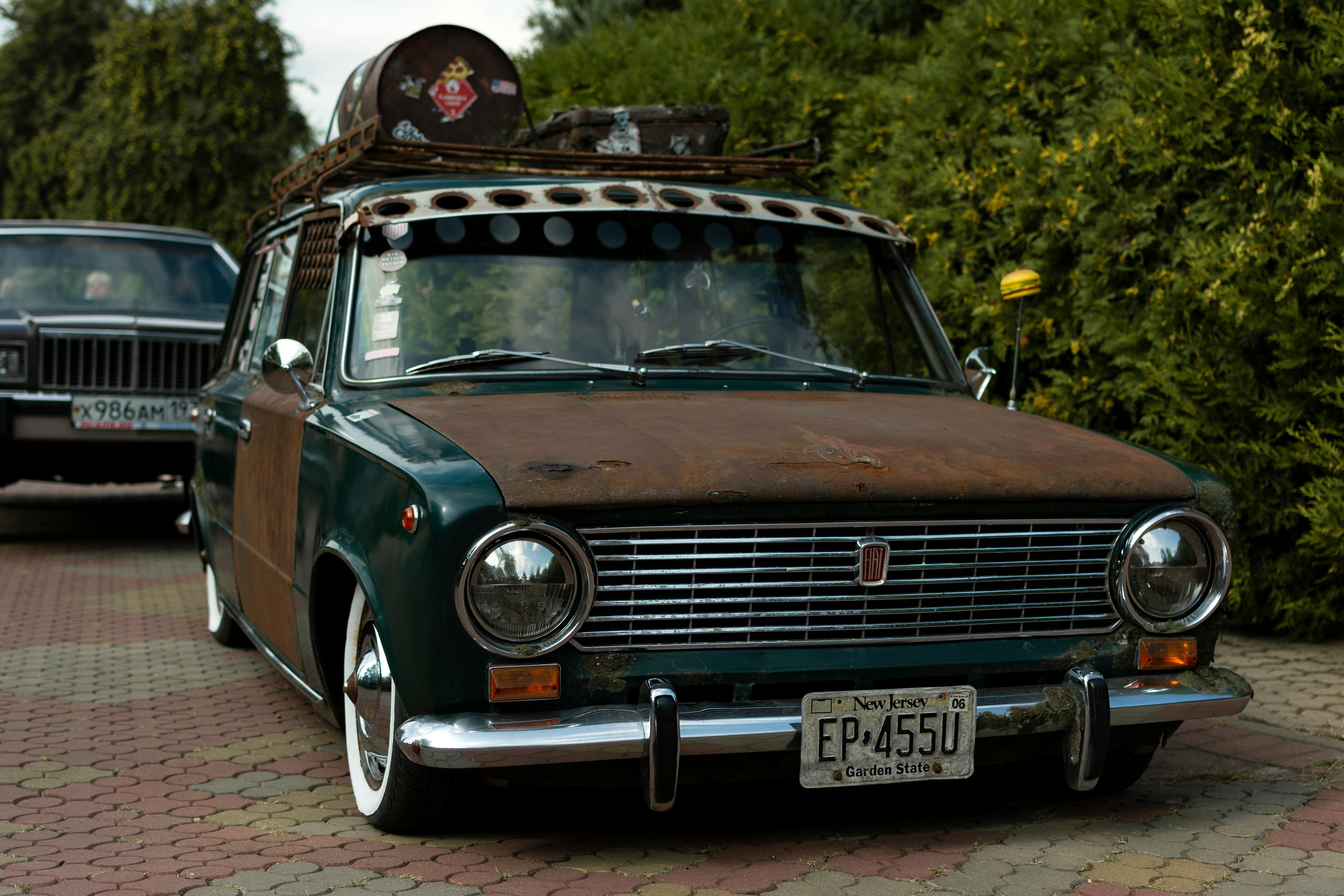 Phot oof Rusty Classic Car · Free Stock Photo