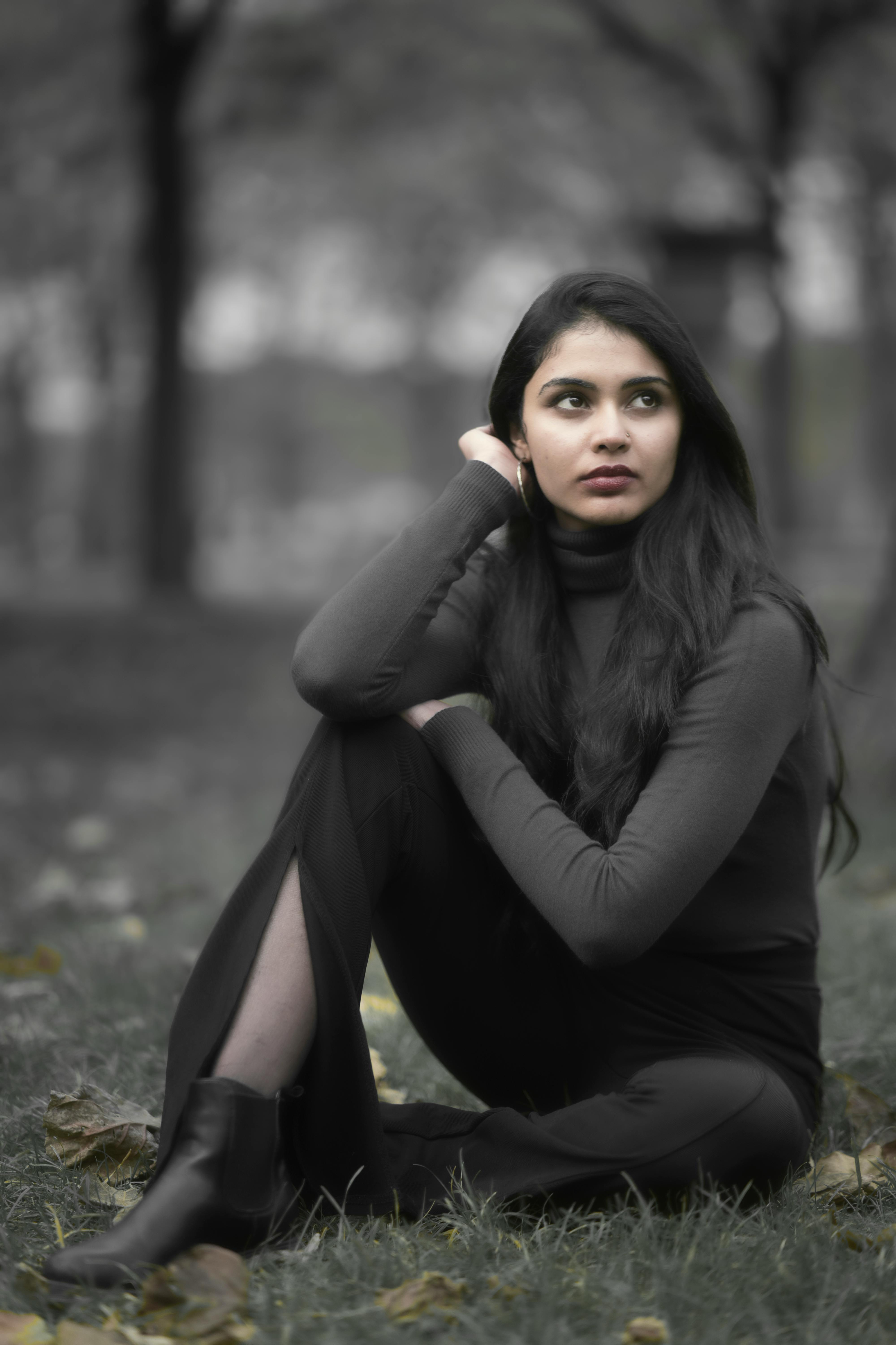 Strike A Pose Model Photos, Download Free Strike A Pose Model Stock ...