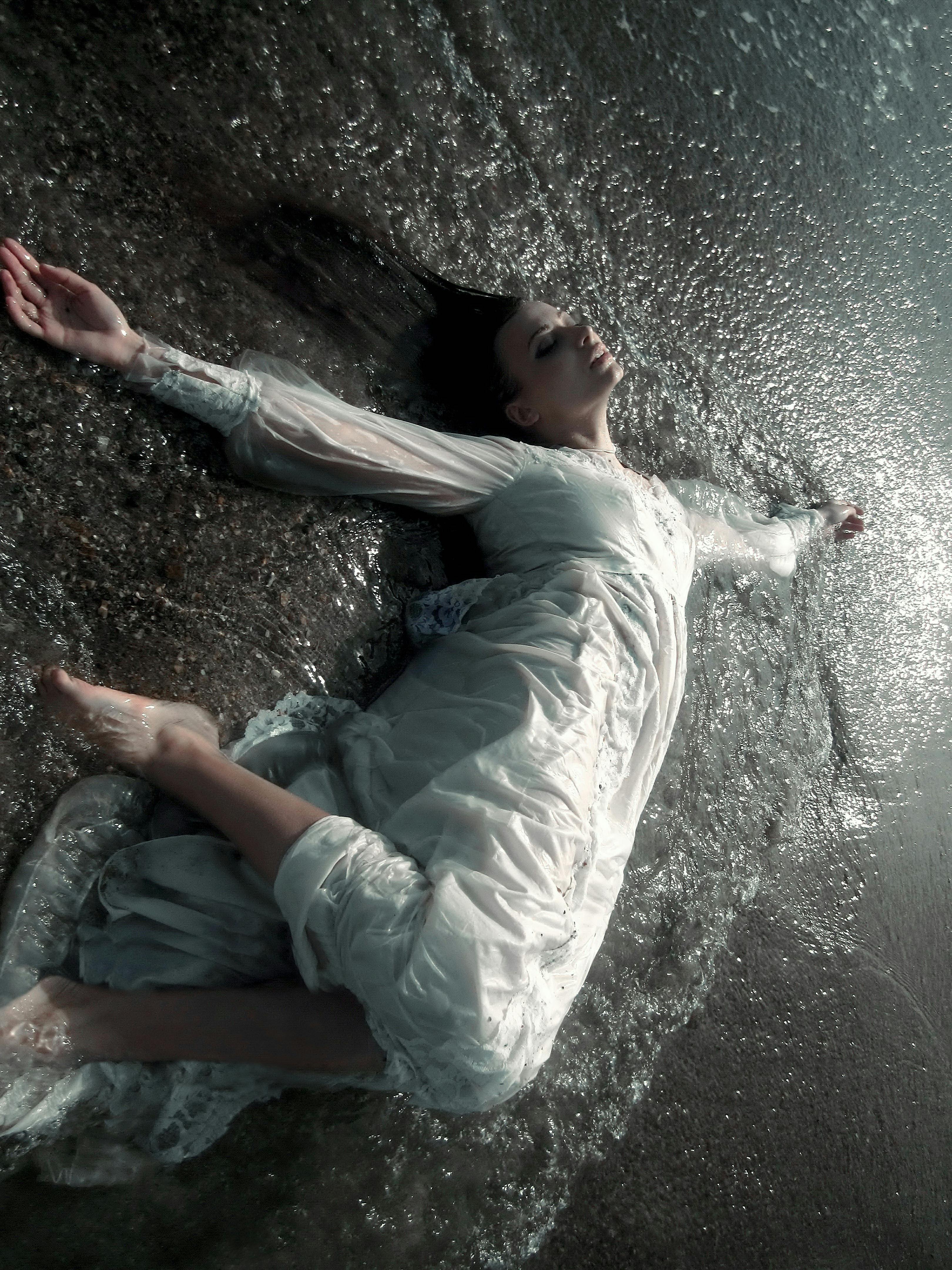 Barefoot Woman Photos, Download The BEST Free Barefoot Woman Stock ...