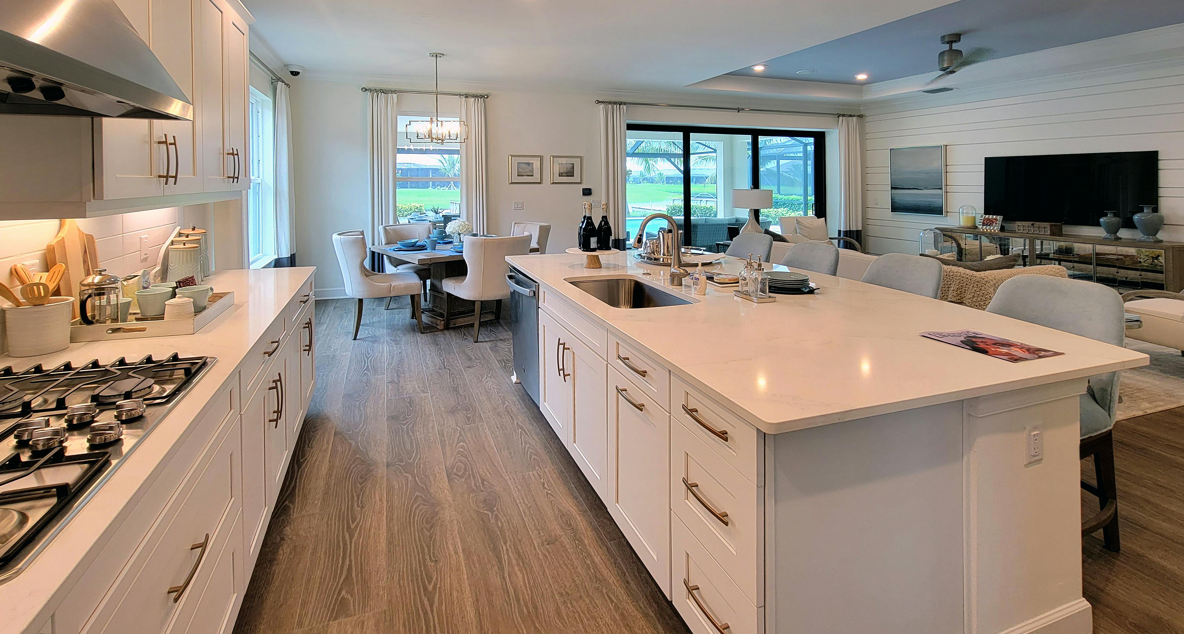 Interiors 116 Photos & Videos Collected by Christopher Moon