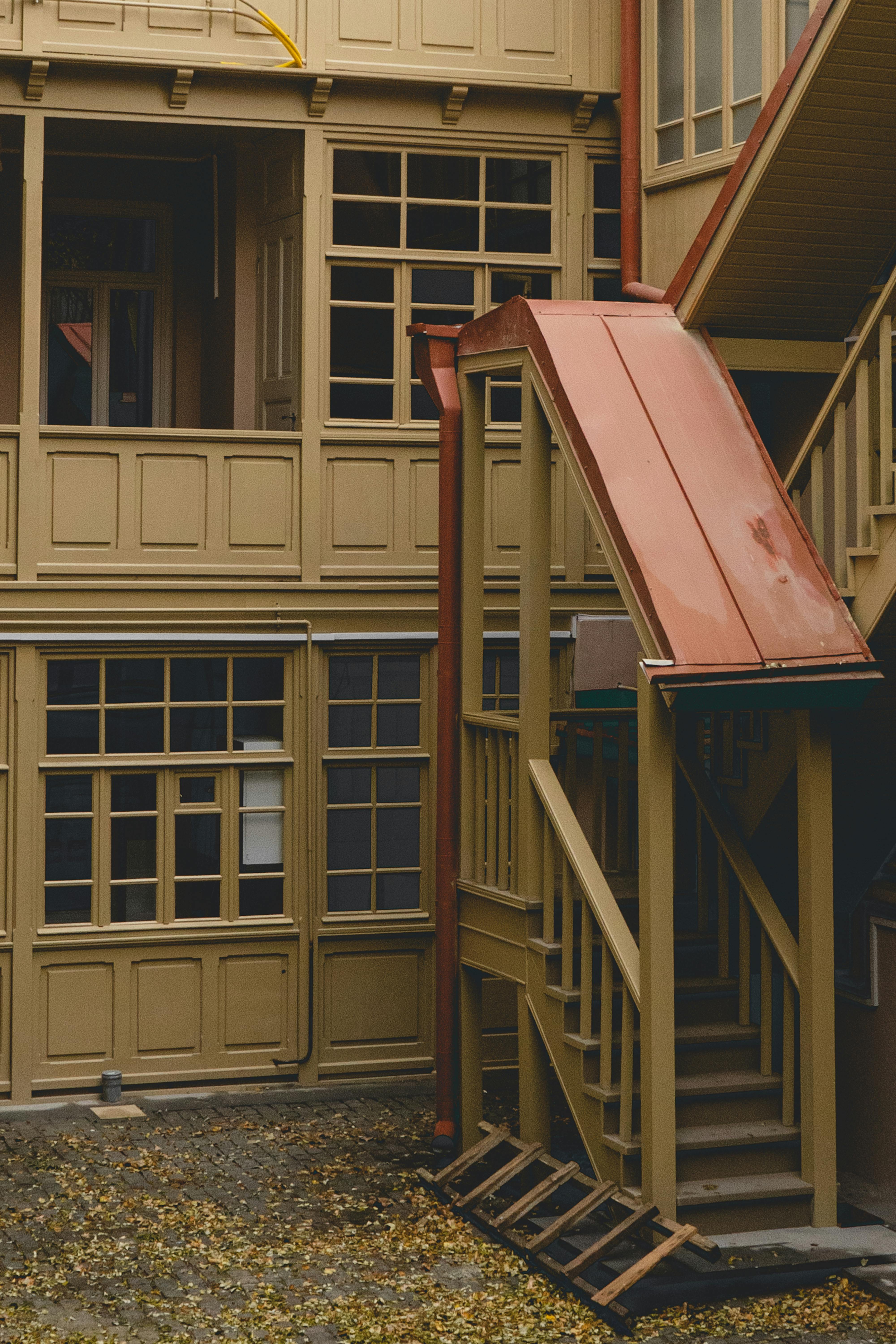 Facade of Beige Building · Free Stock Photo