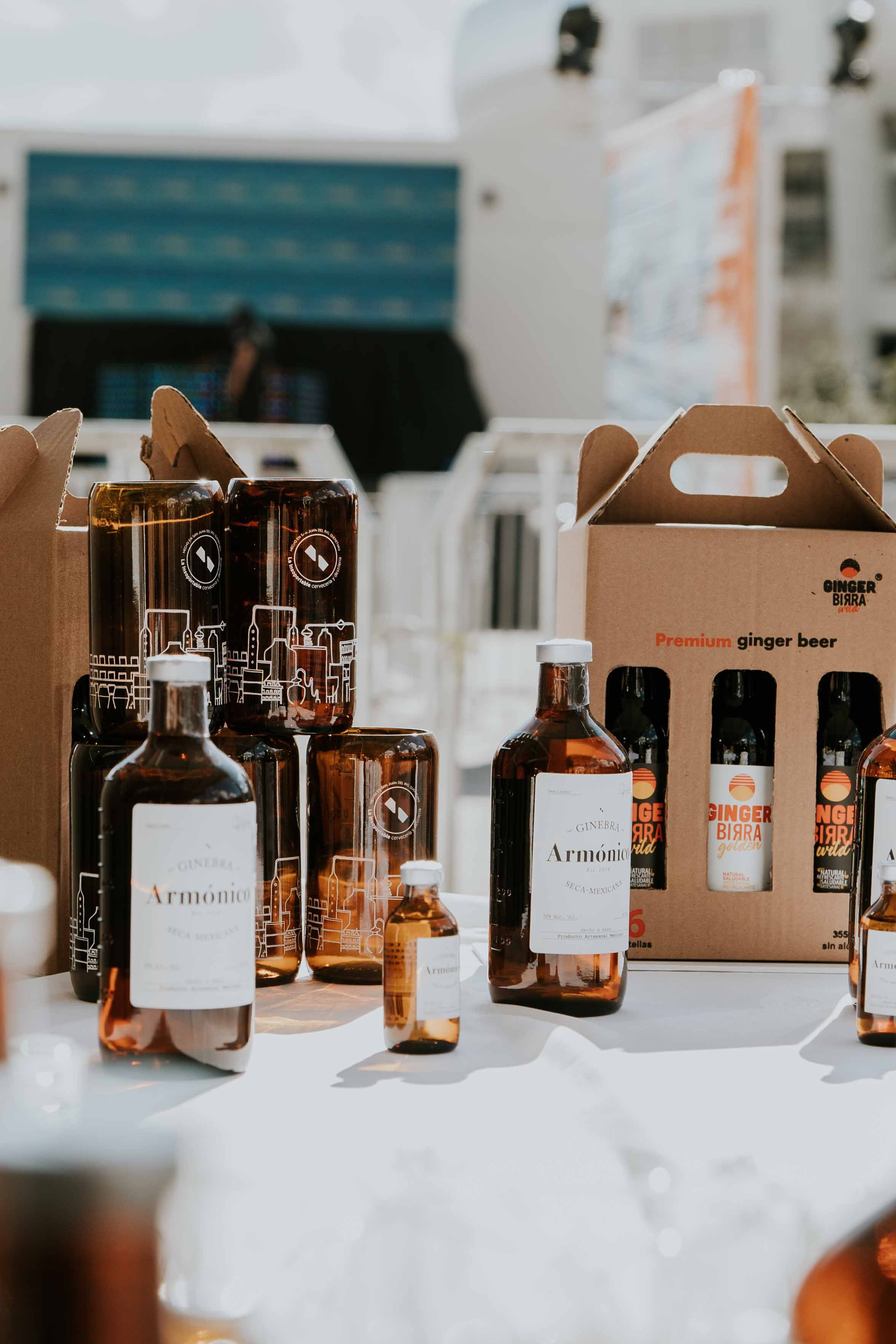 Botellas De Alcohol · Foto de stock gratuita