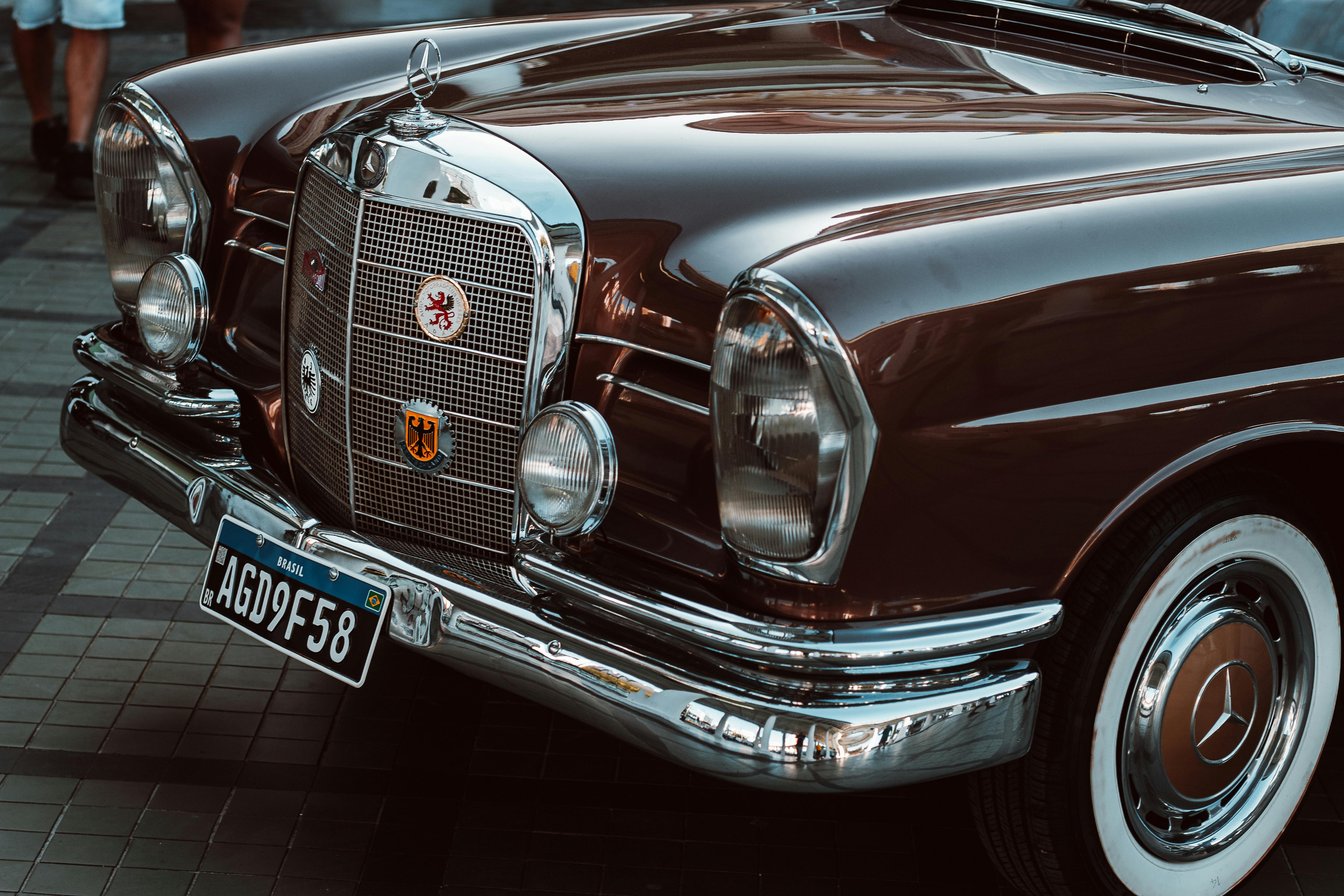 Classic Retro Car Front · Free Stock Photo