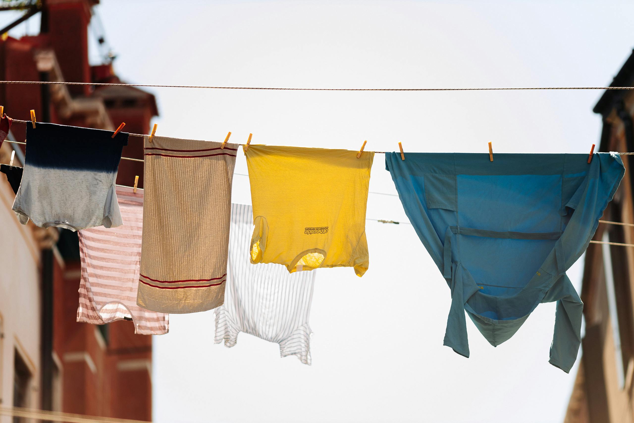 White Fabric on a Clothesline · Free Stock Photo