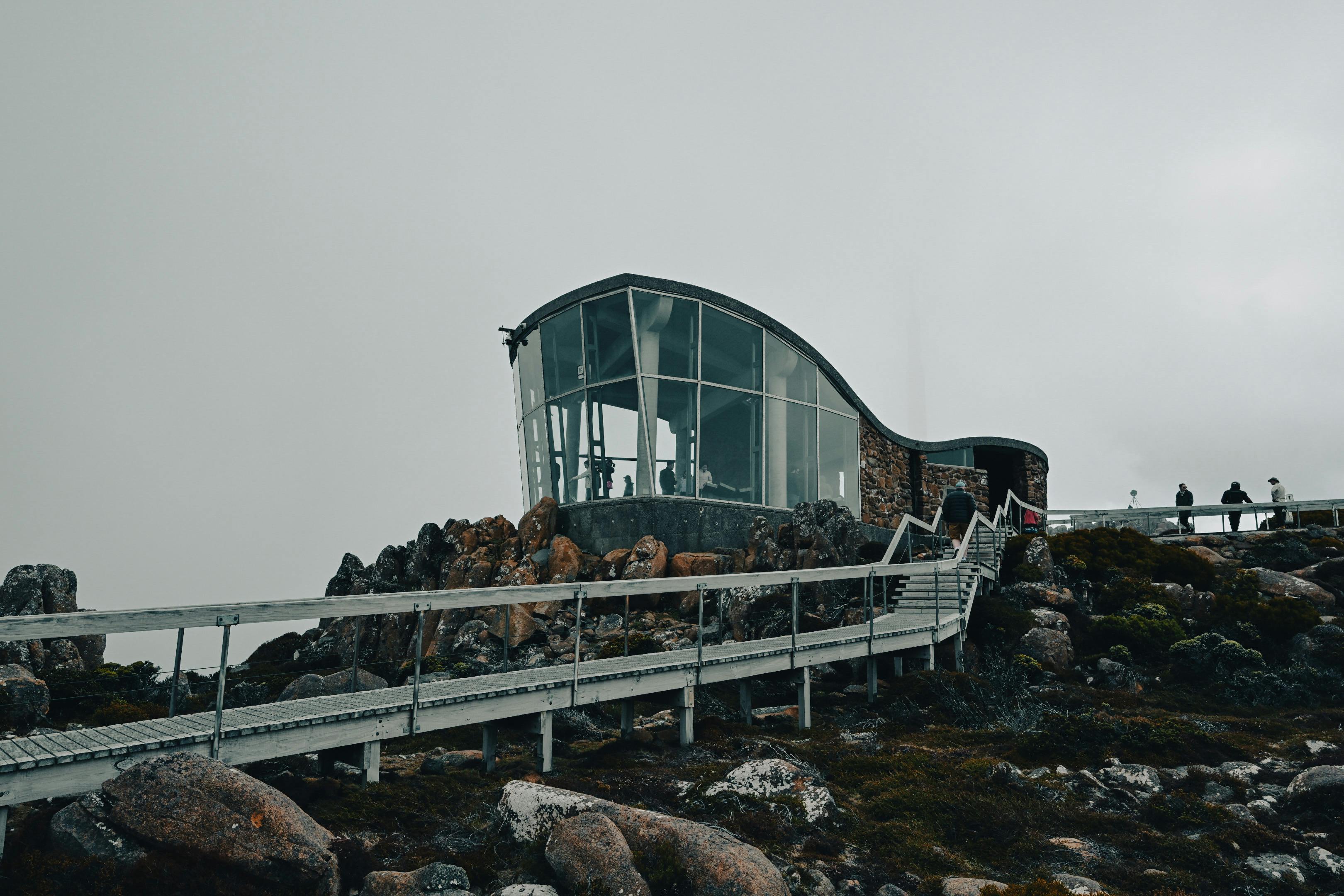 A Building on a Seashore · Free Stock Photo