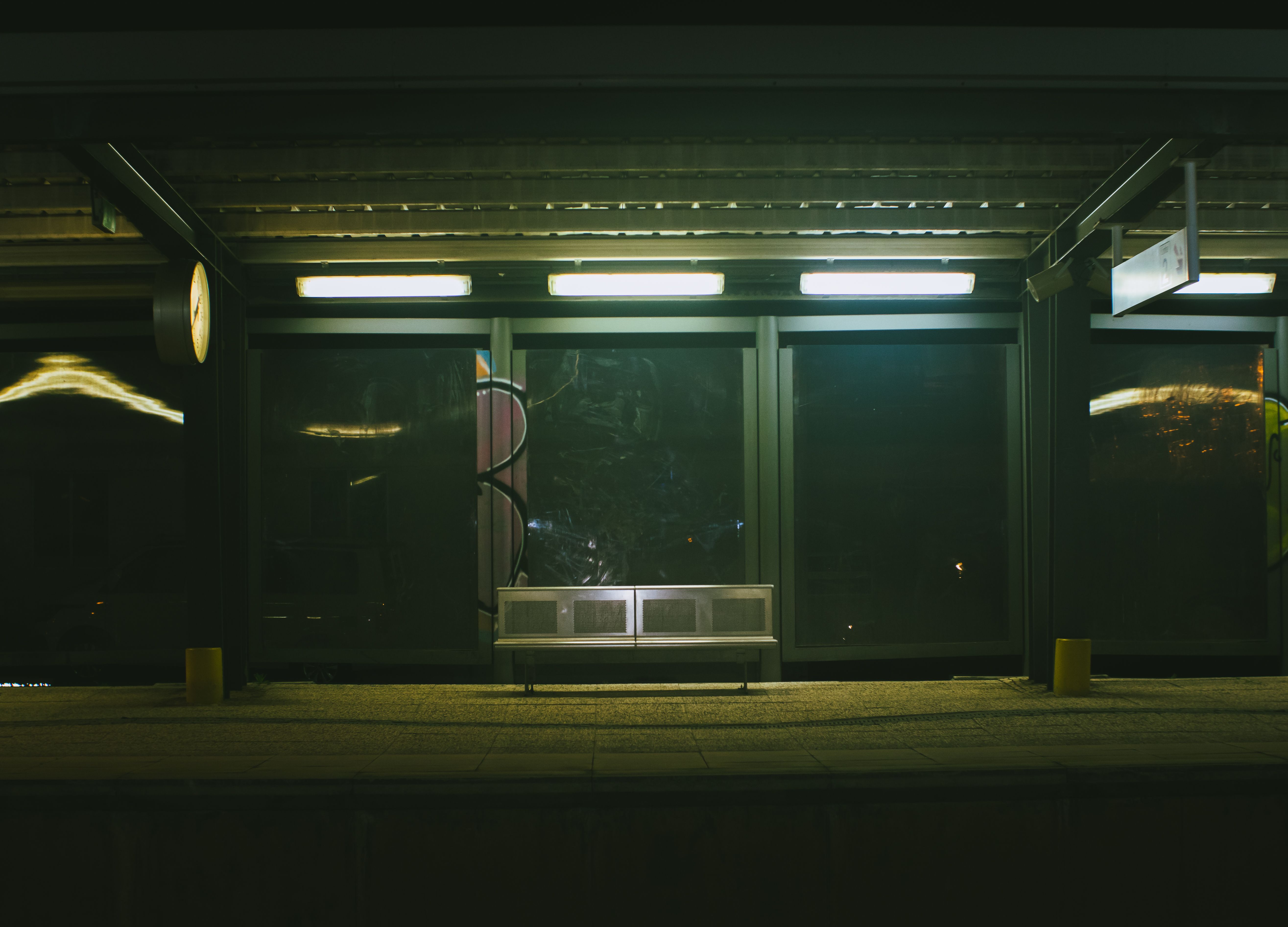 Subway At Night Photos, Download The BEST Free Subway At Night Stock ...