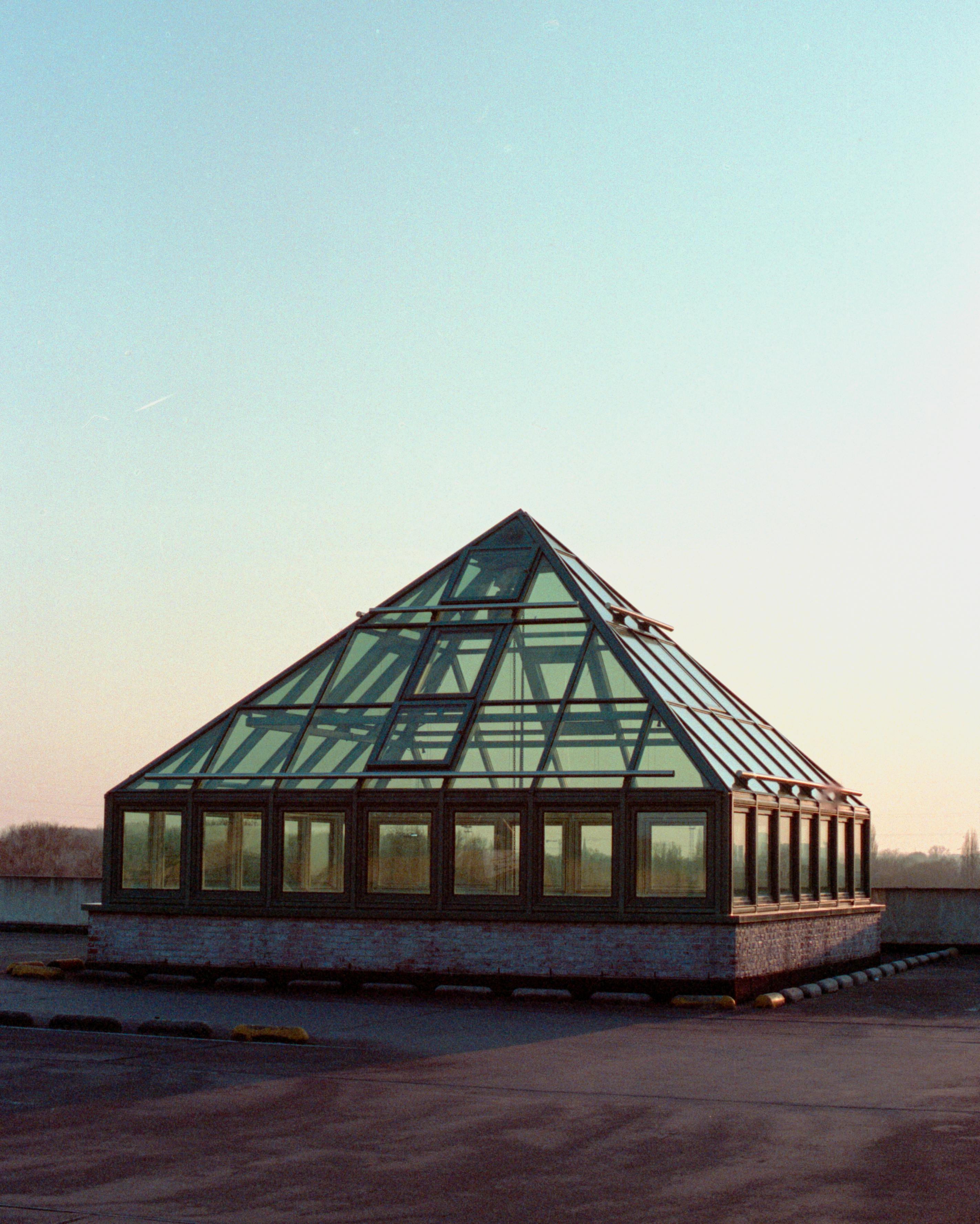 Glass Estructure Photos, Download The BEST Free Glass Estructure Stock ...