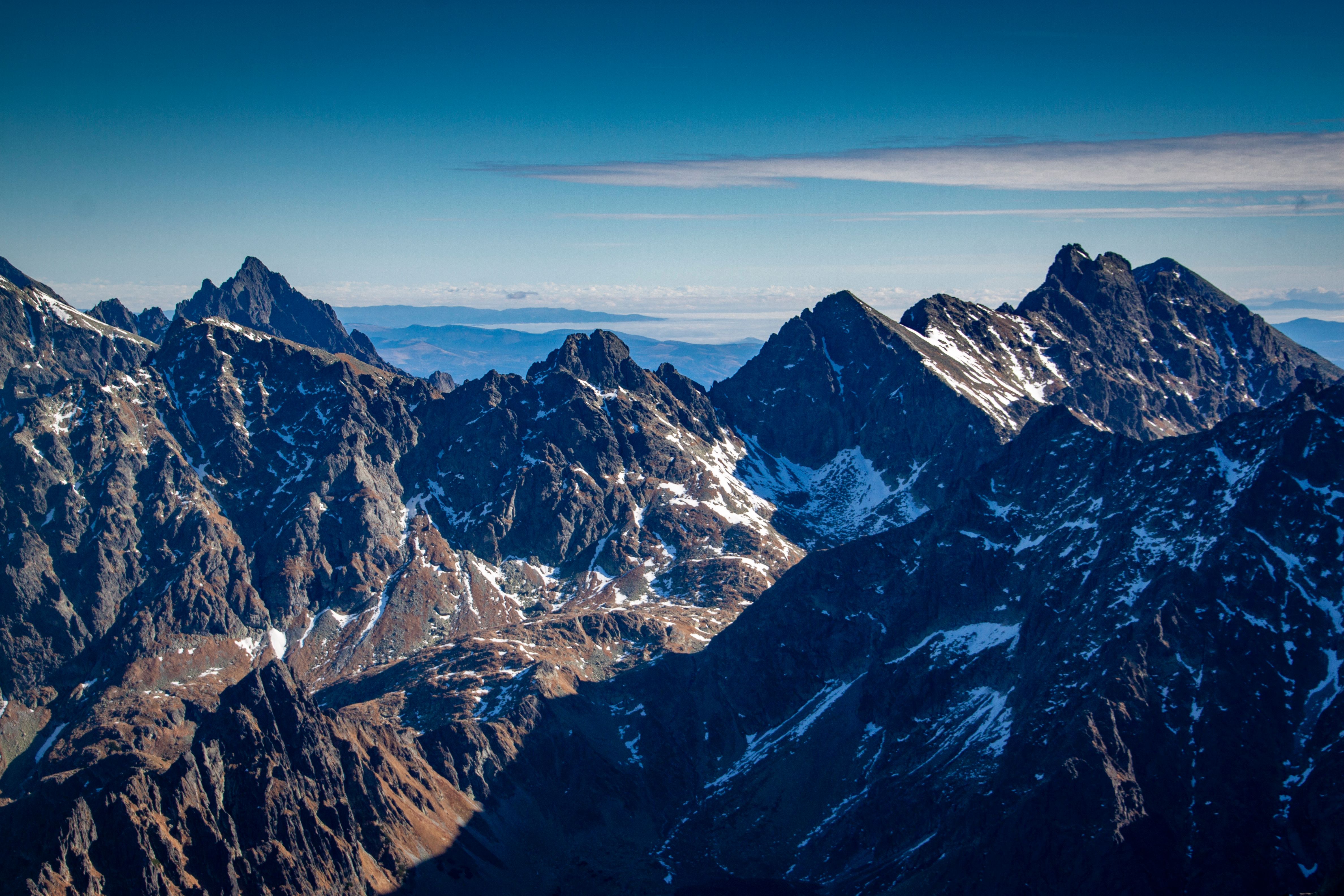 Beautiful Scenery of Mountains · Free Stock Photo