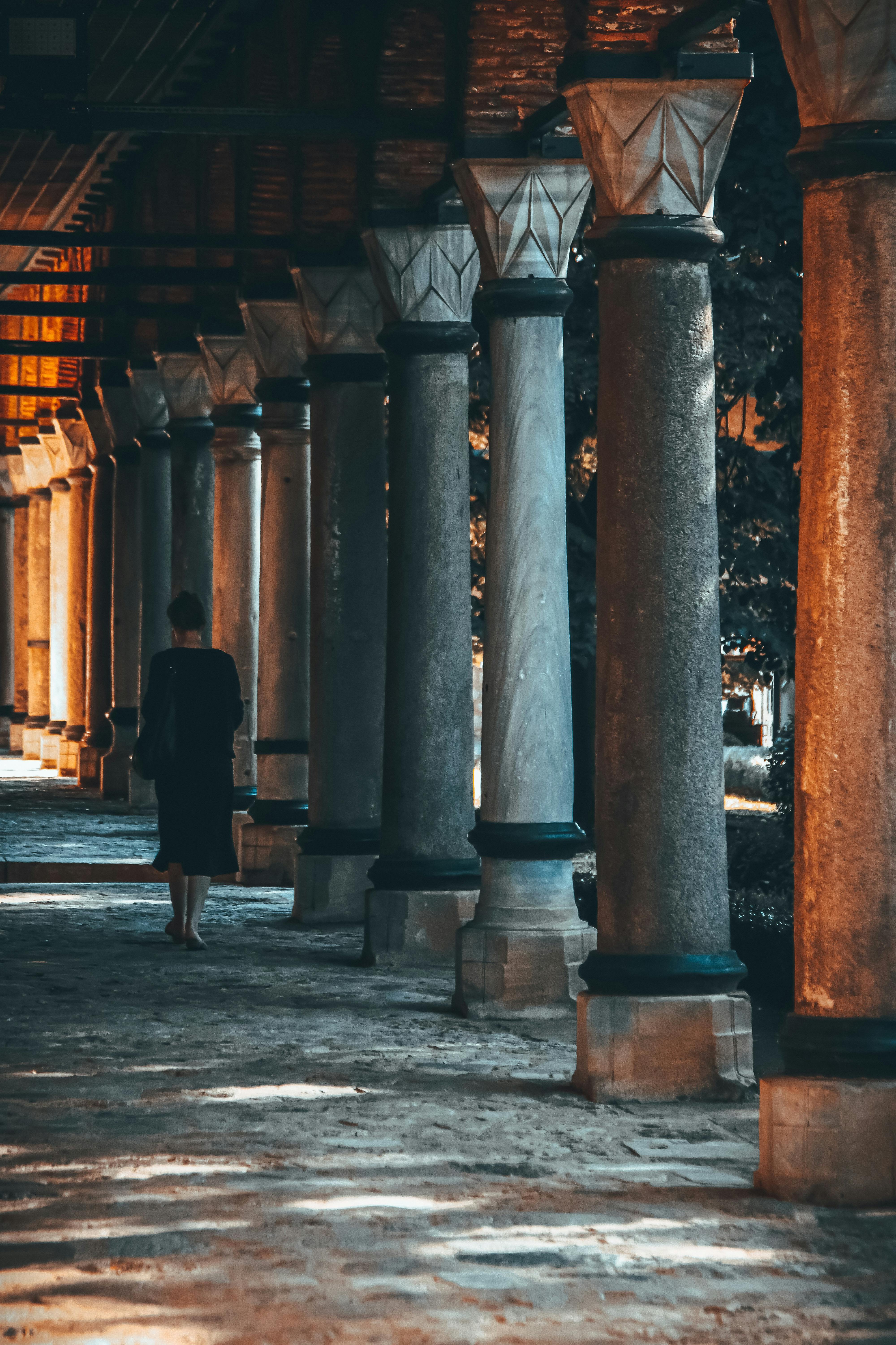 View of a Colonnade · Free Stock Photo