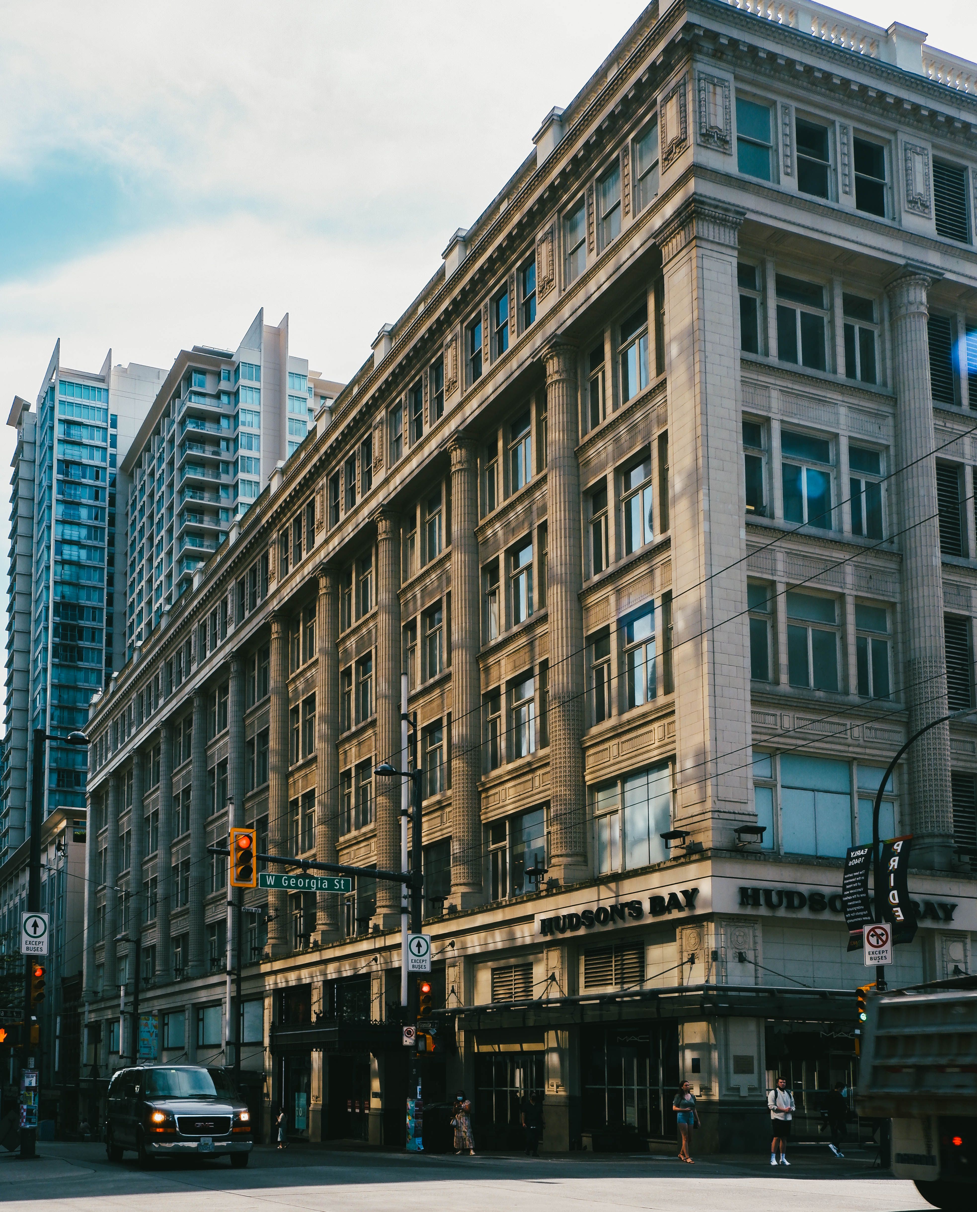 Bay Building in Vancouver, Canada · Free Stock Photo