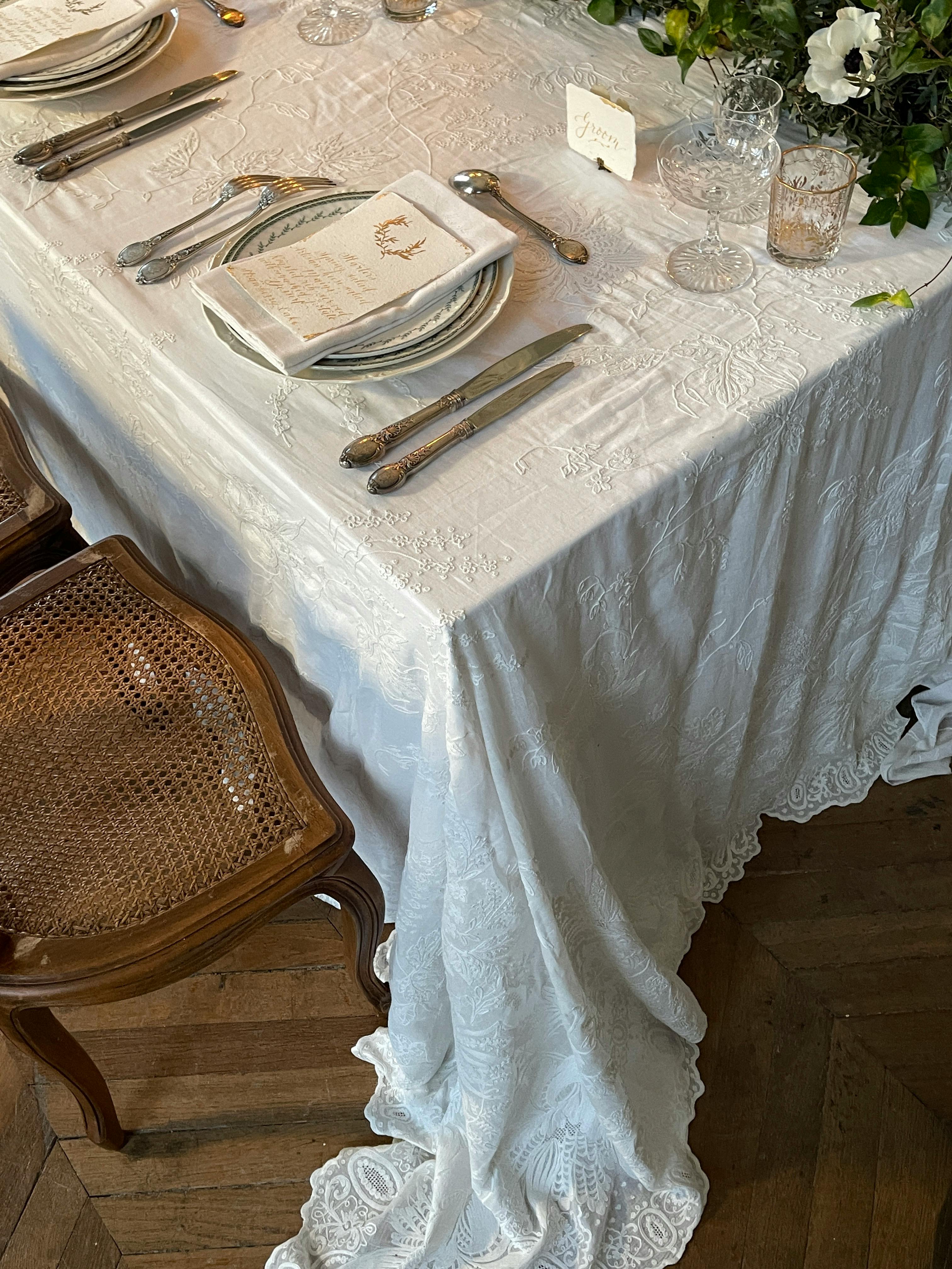 Elegant Table Setting · Free Stock Photo