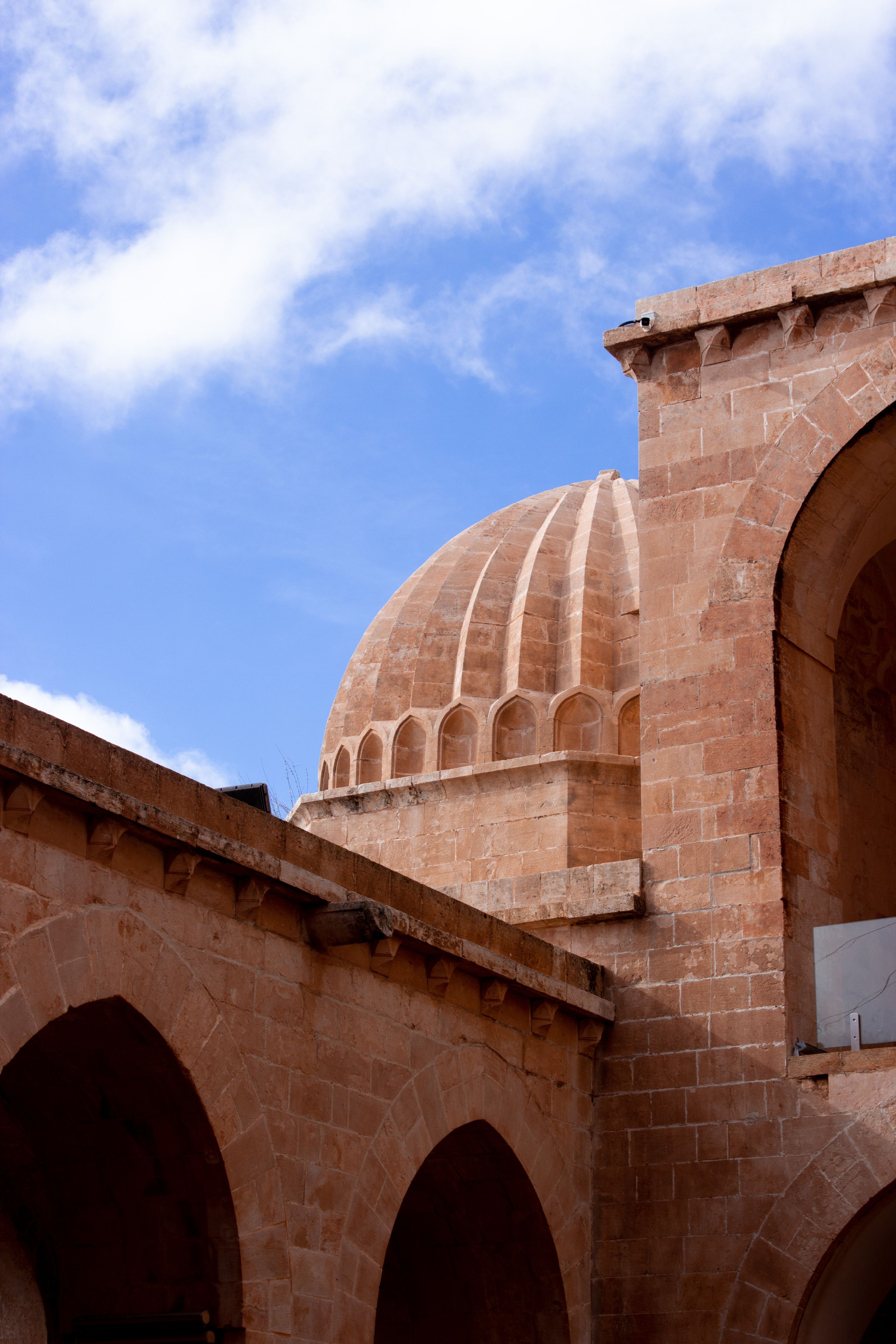 Illuminated Tilya Kori Madrasah in Samarkand · Free Stock Photo