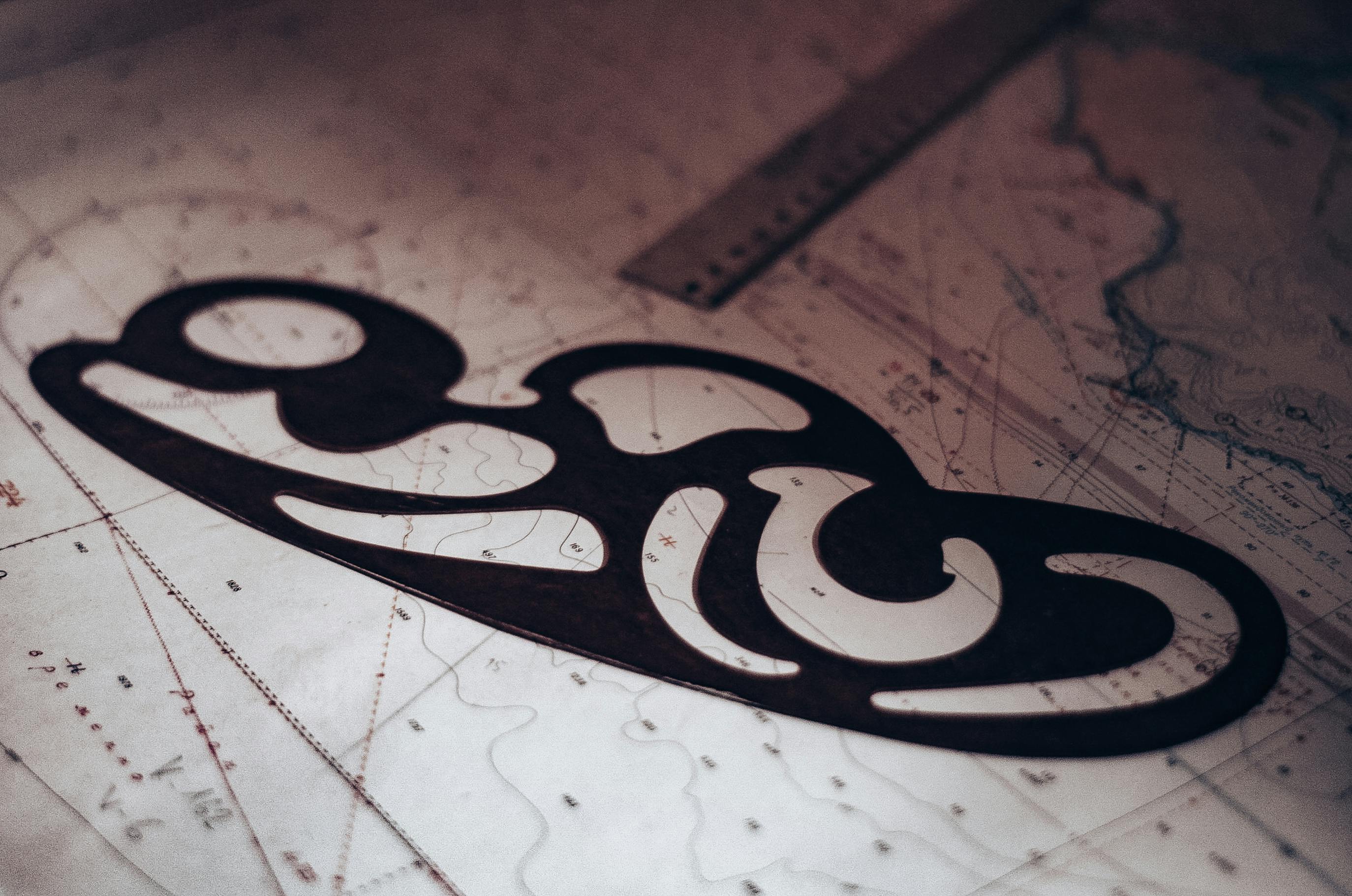 Curved Stencil Photos, Download The BEST Free Curved Stencil Stock ...