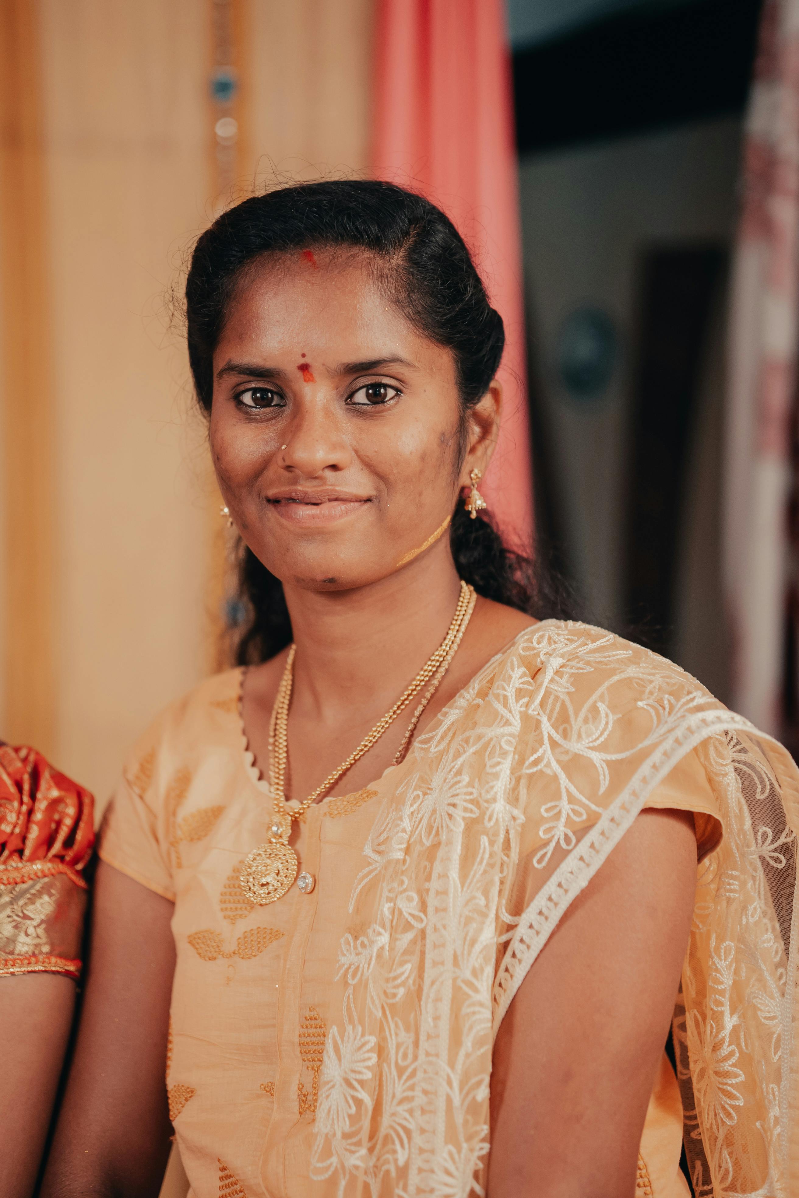 Foreigner Wearing Saree Photos, Download The BEST Free Foreigner ...