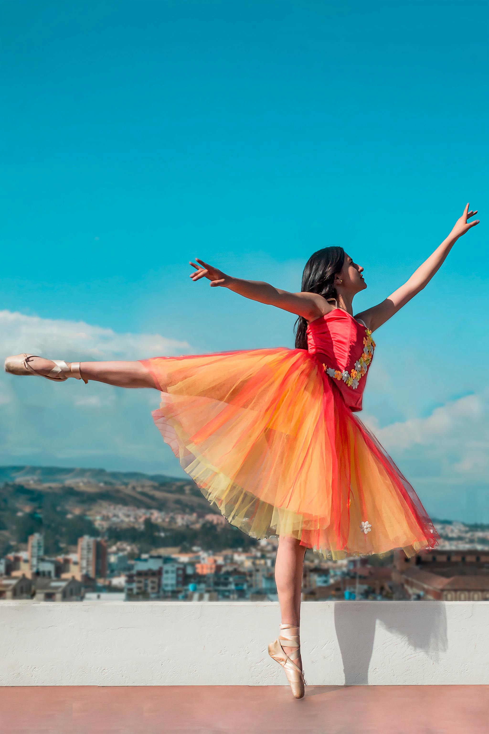 Pretty Woman Dancing on Ballet · Free Stock Photo