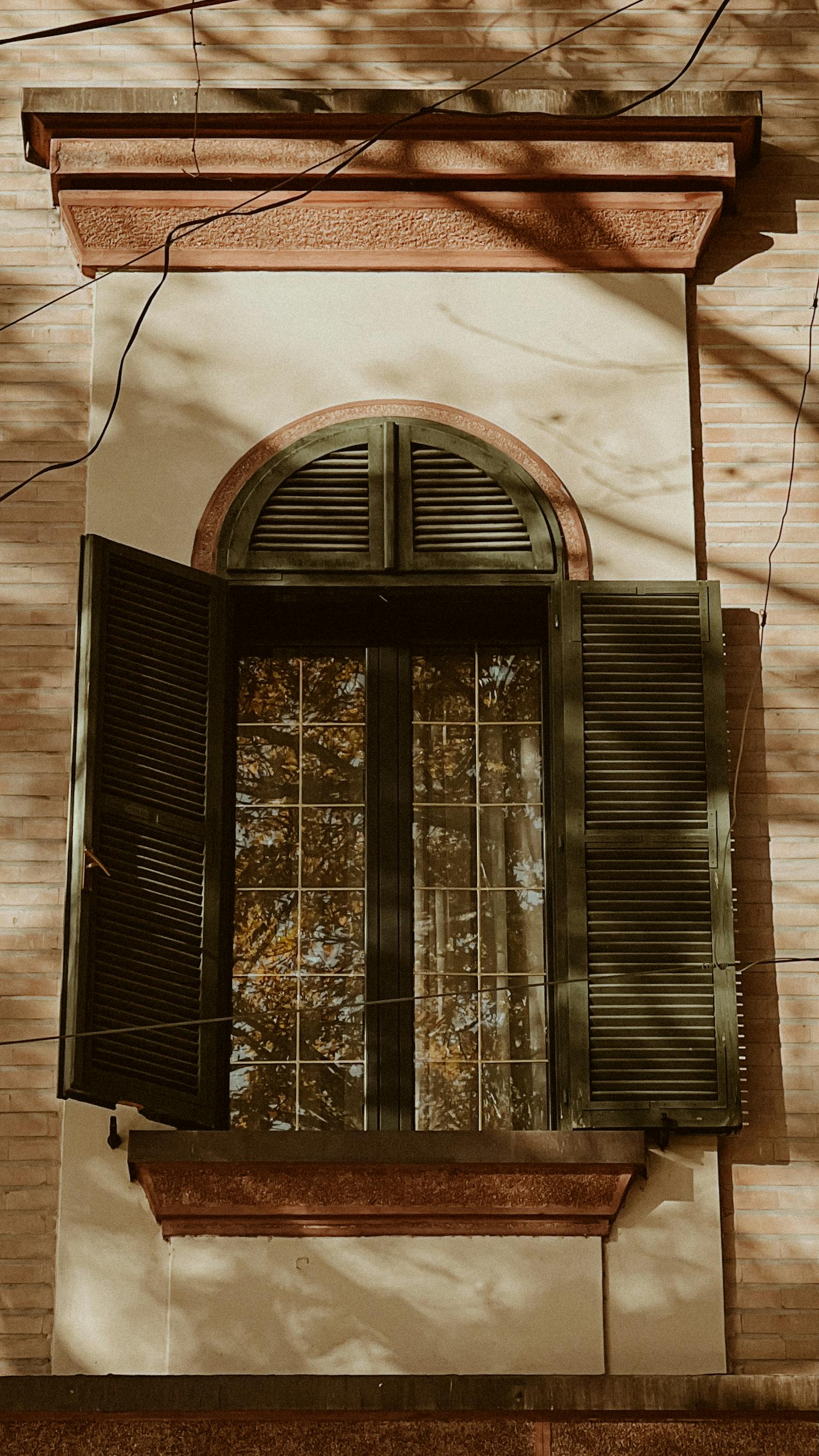 Shutters Photos, Download The BEST Free Shutters Stock Photos & HD Images