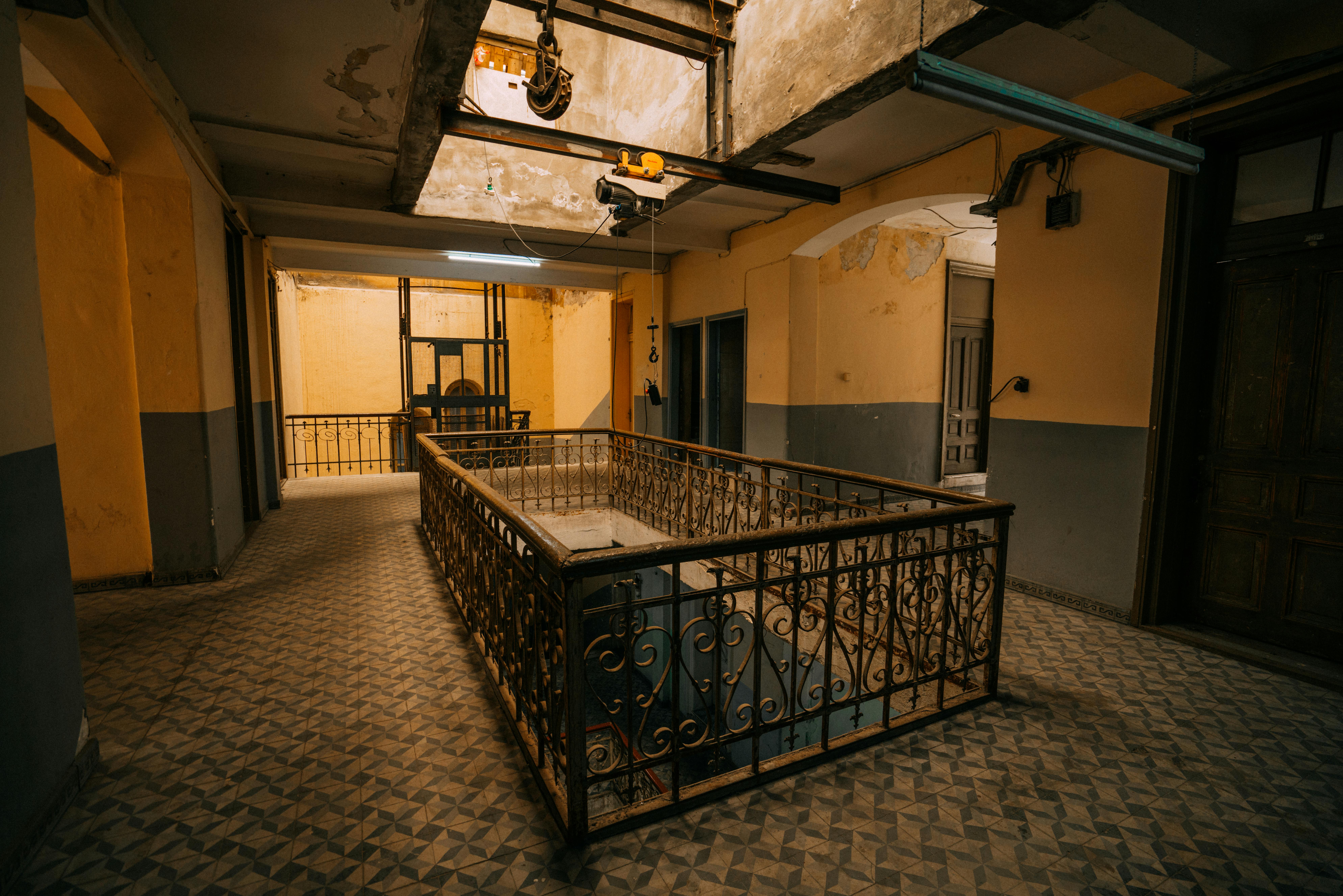 Interior Design of an Old Apartment Building · Free Stock Photo