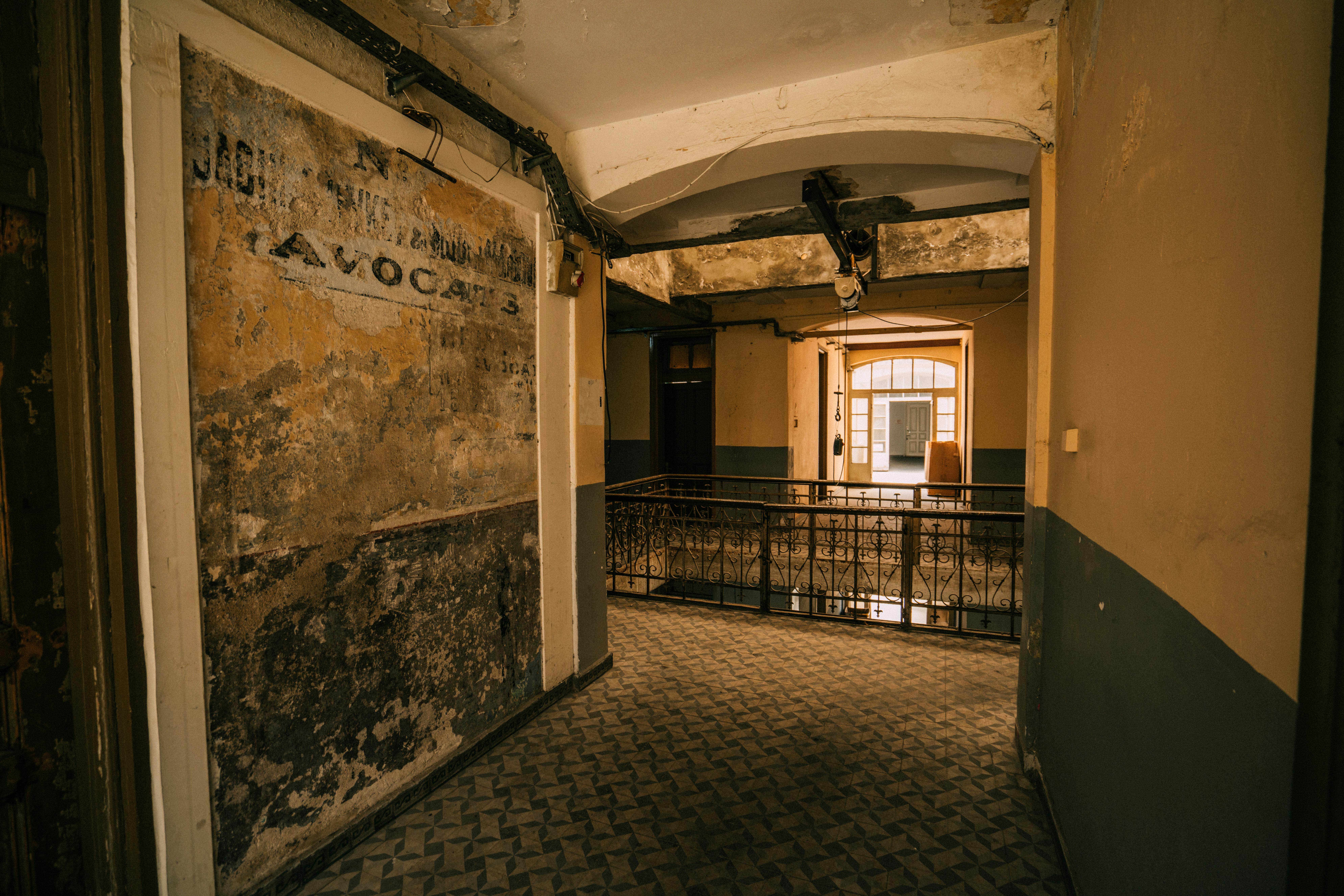 A Hallway in an Old Building · Free Stock Photo