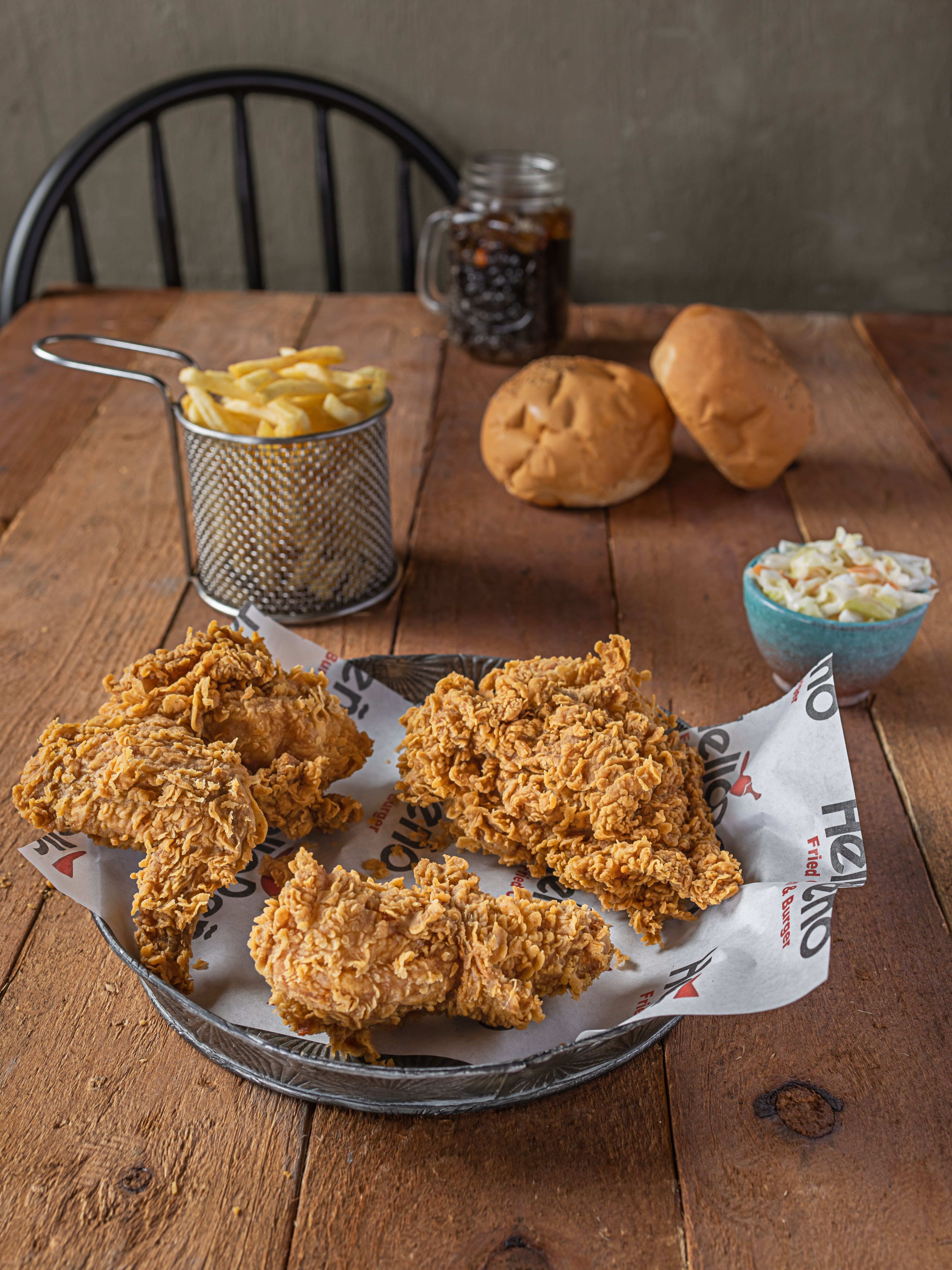 Fast Food on Table · Free Stock Photo