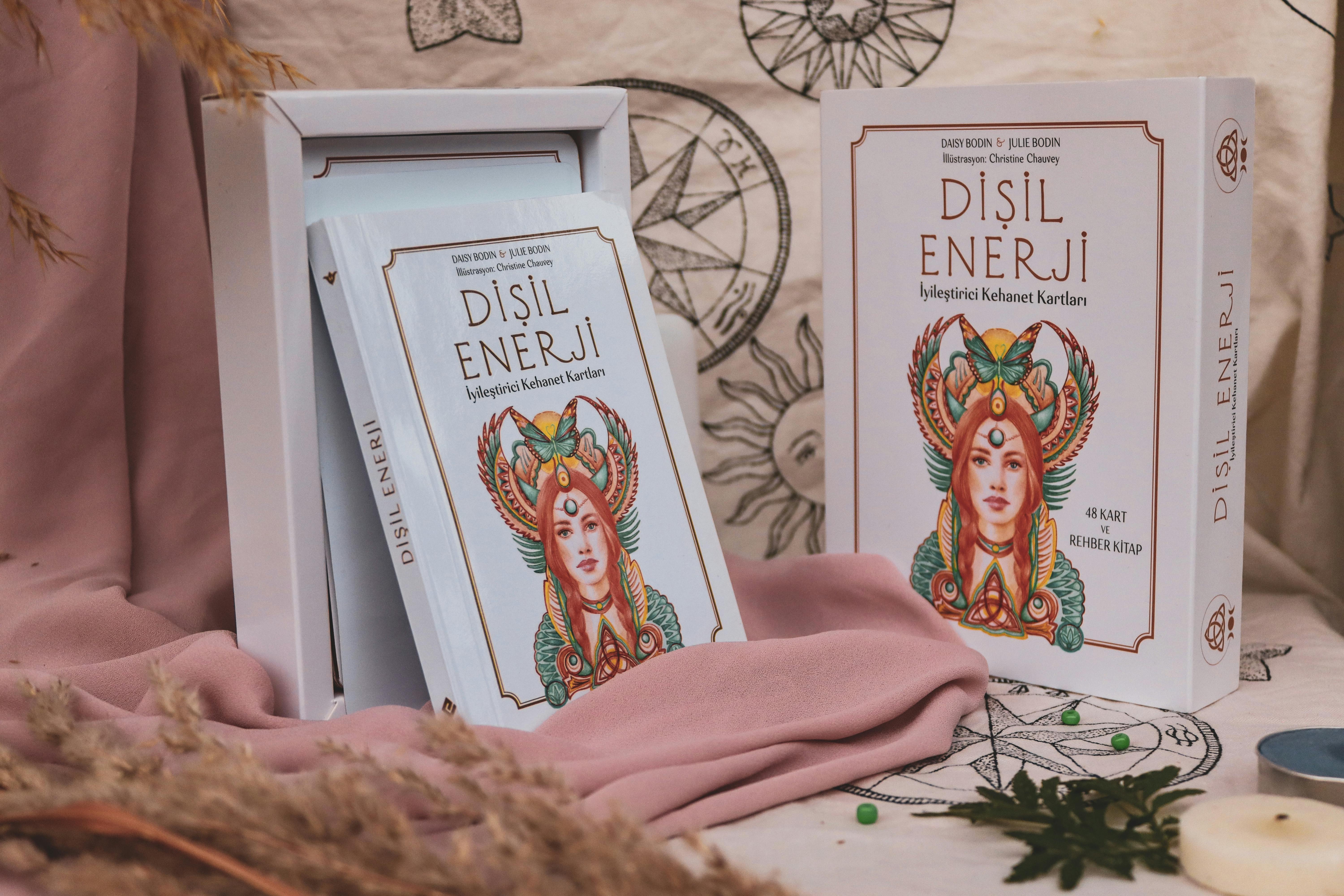 Magic Books Photos, Download The BEST Free Magic Books Stock Photos ...