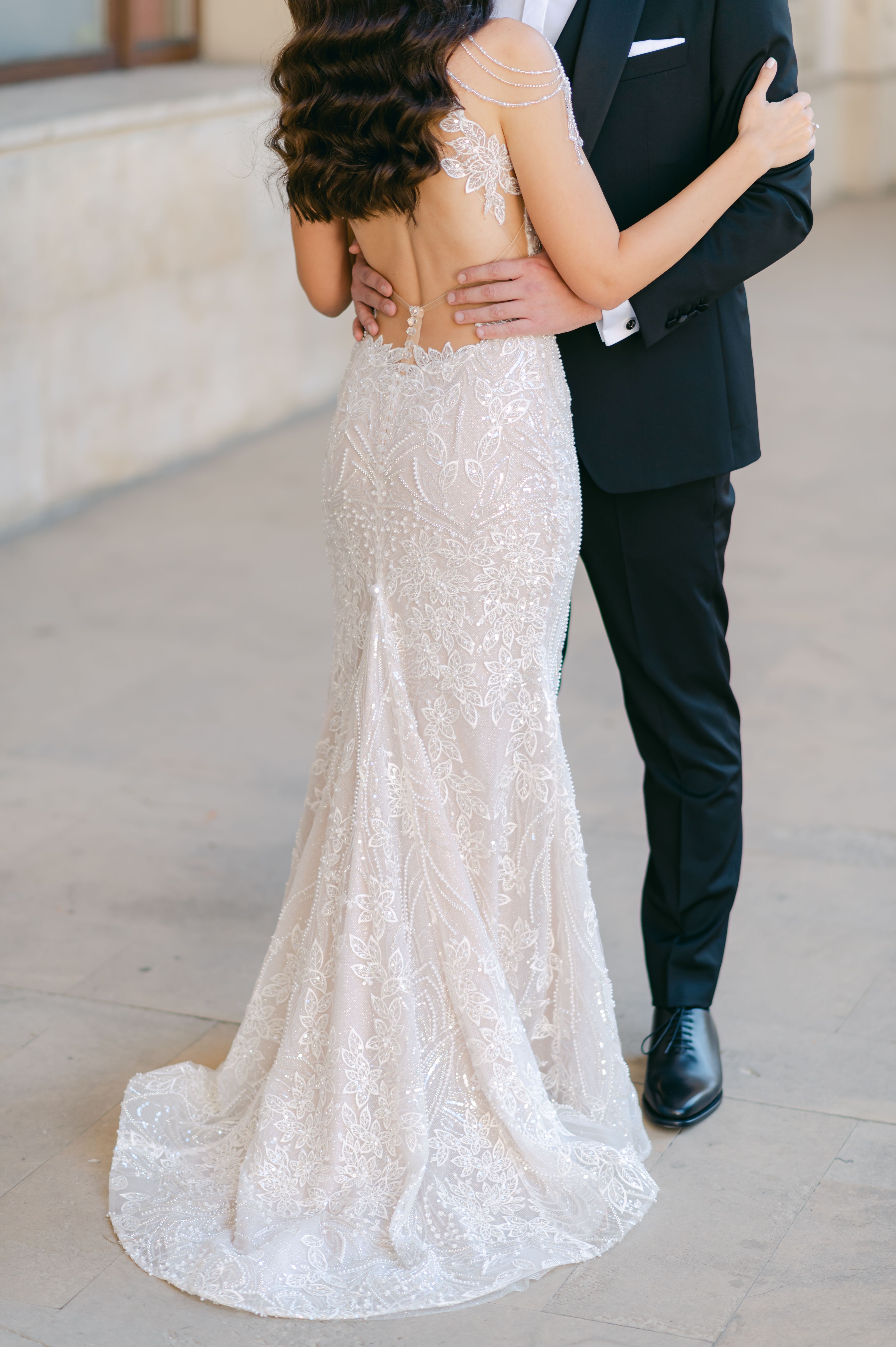 Holding the Waist of a Woman · Free Stock Photo