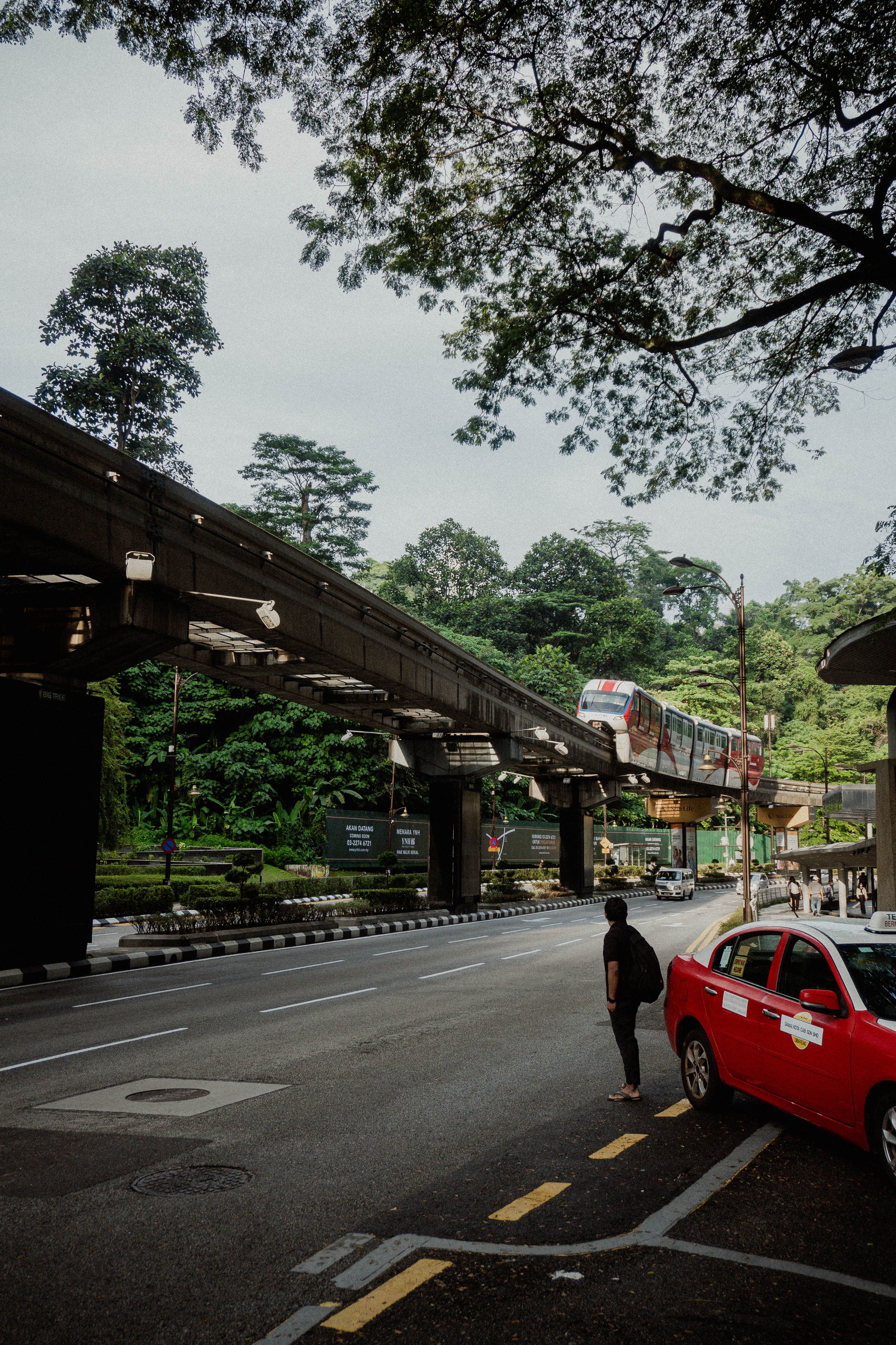 Train on a Bridge · Free Stock Photo