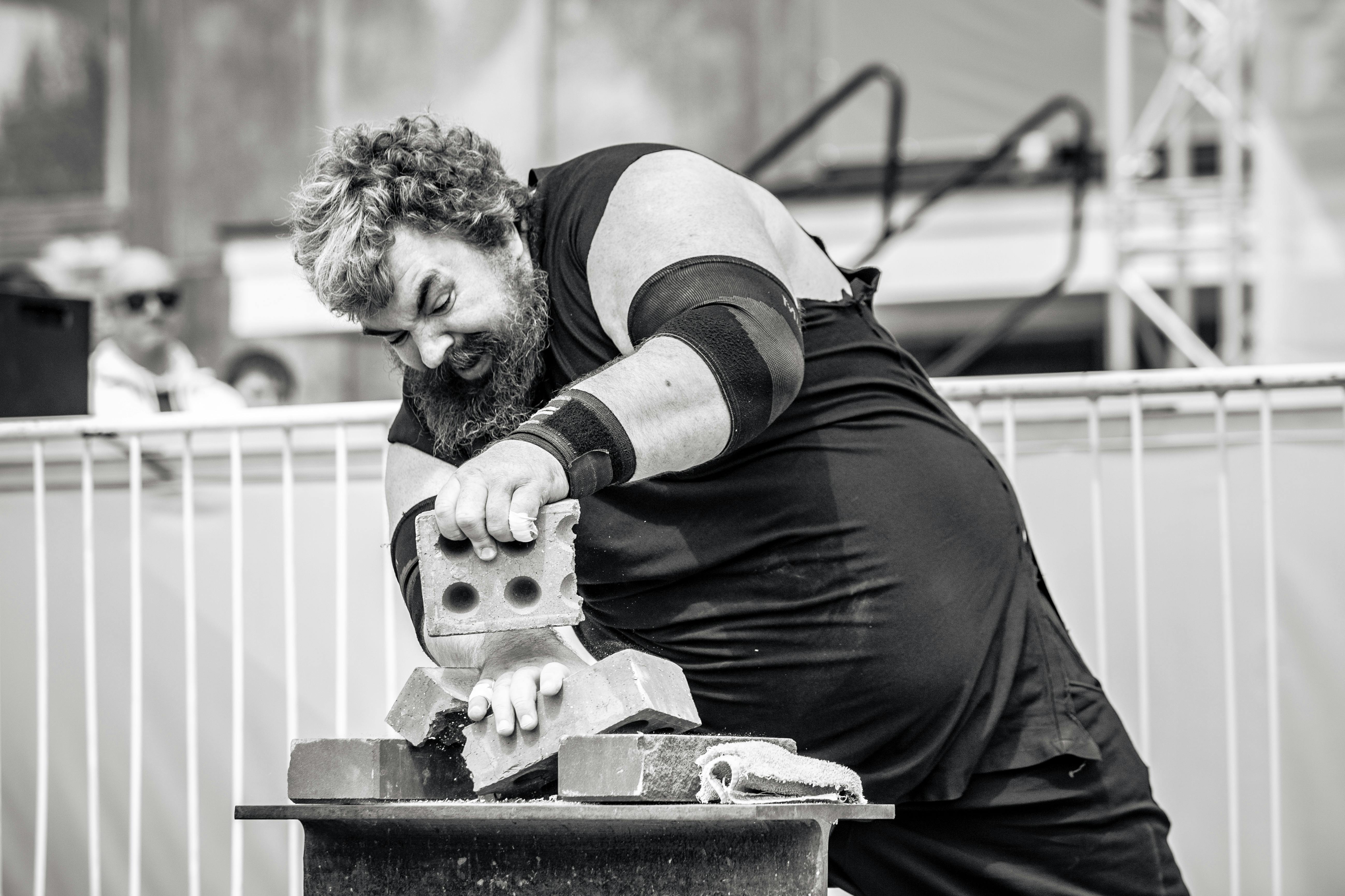 Strongman Photos, Download The BEST Free Strongman Stock Photos & HD Images