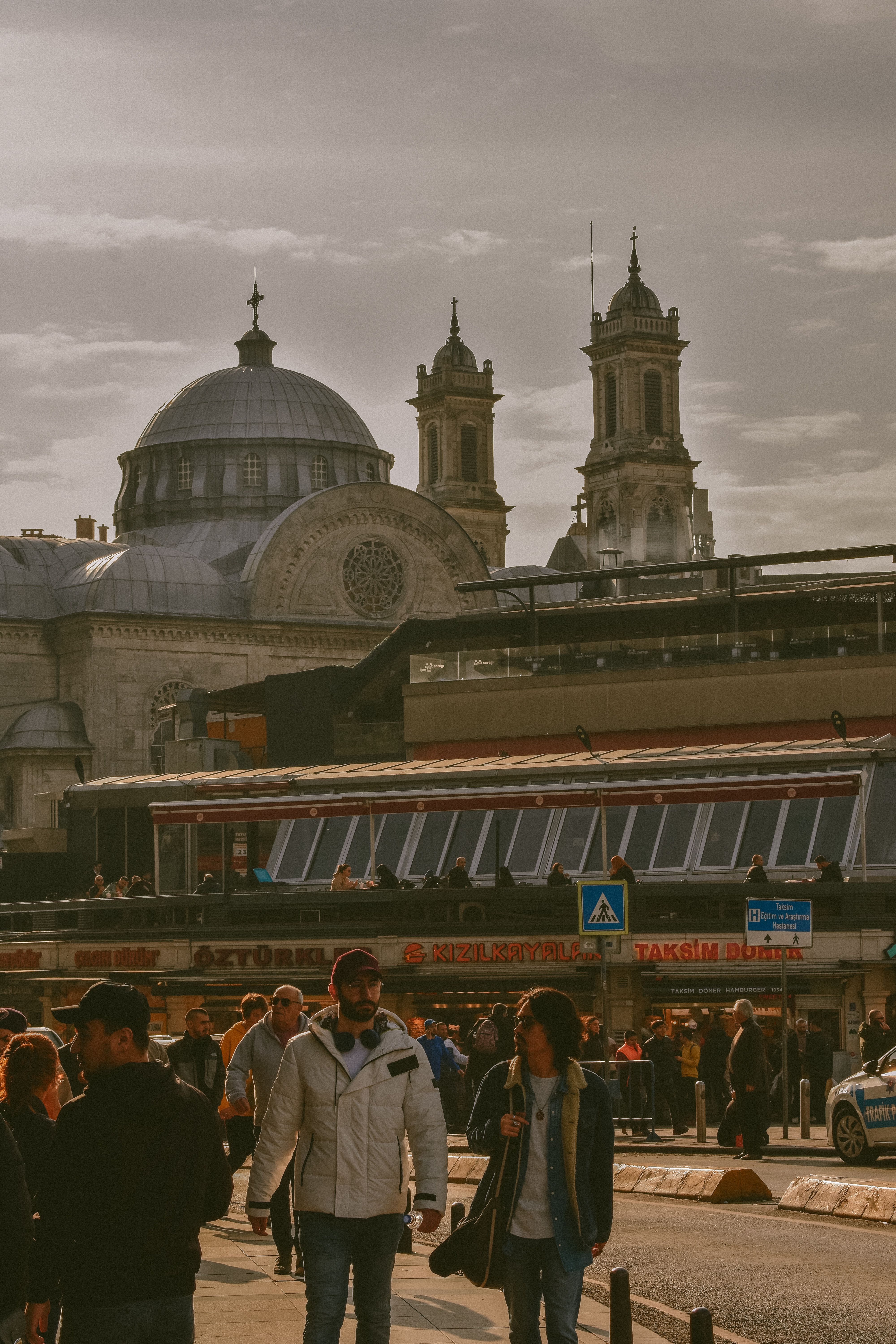 View of a Busy Street in Istanbul, Turkey · Free Stock Photo