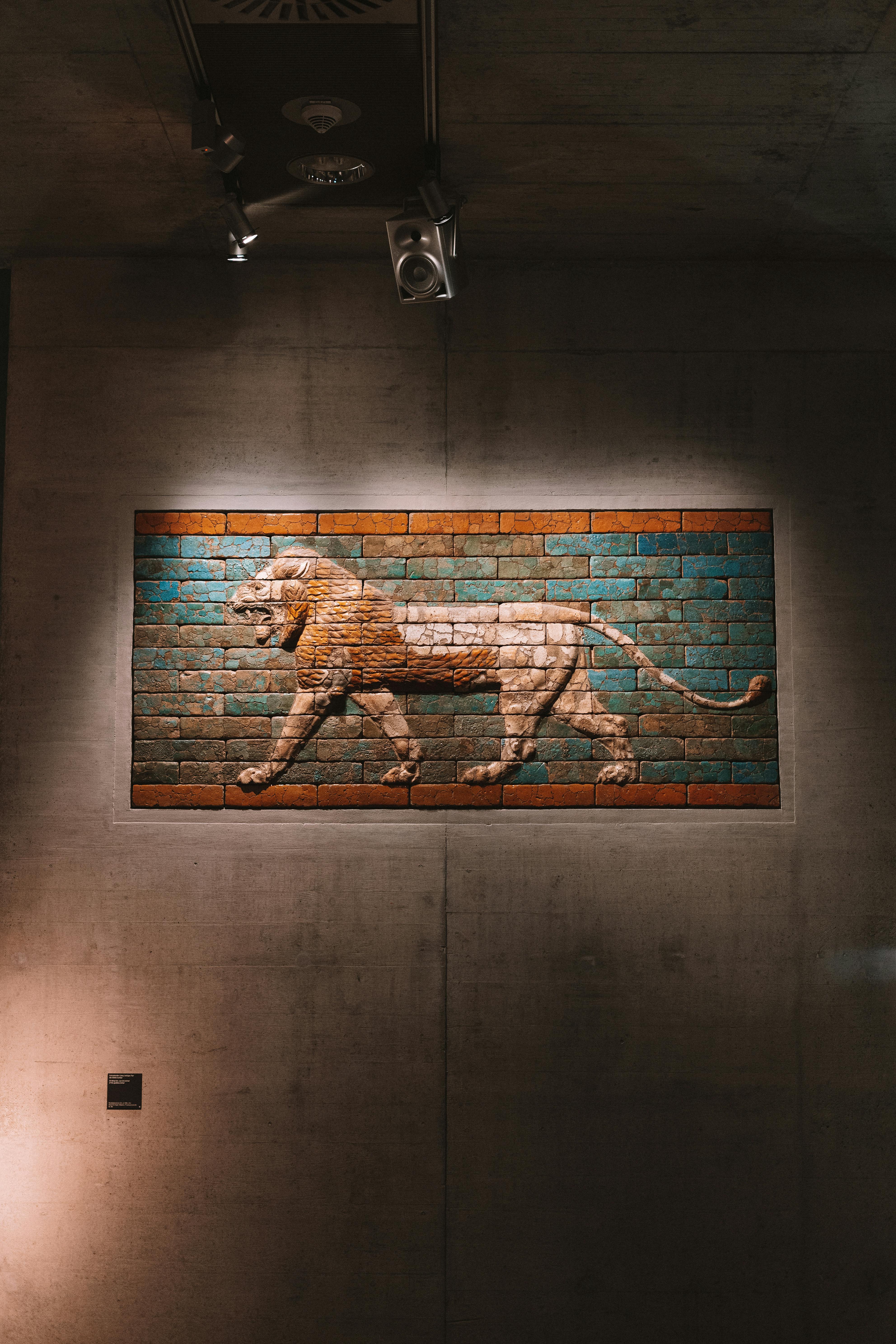 Lion Sculpture on Bricks · Free Stock Photo