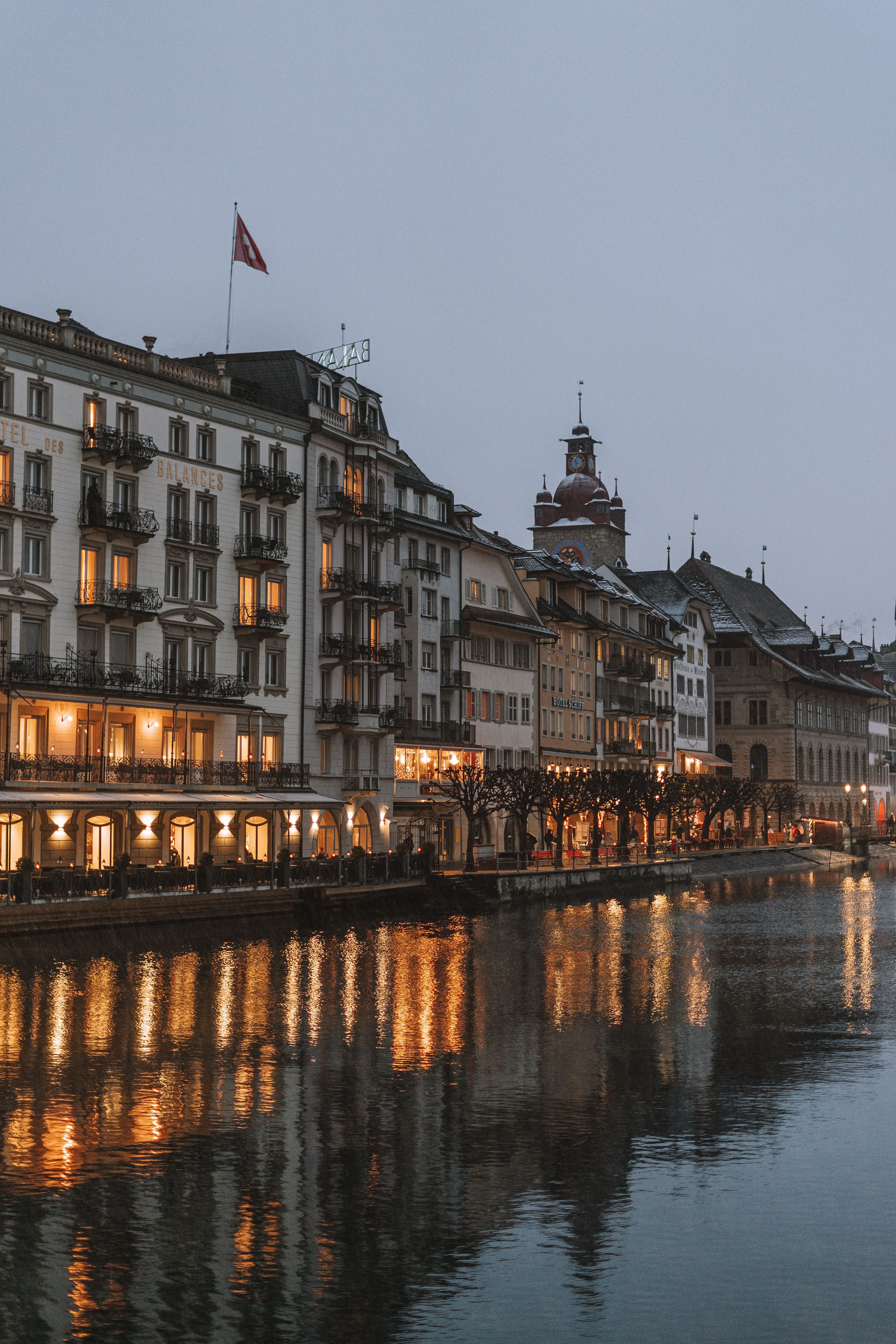 Illuminated Waterfront at Dusk · Free Stock Photo