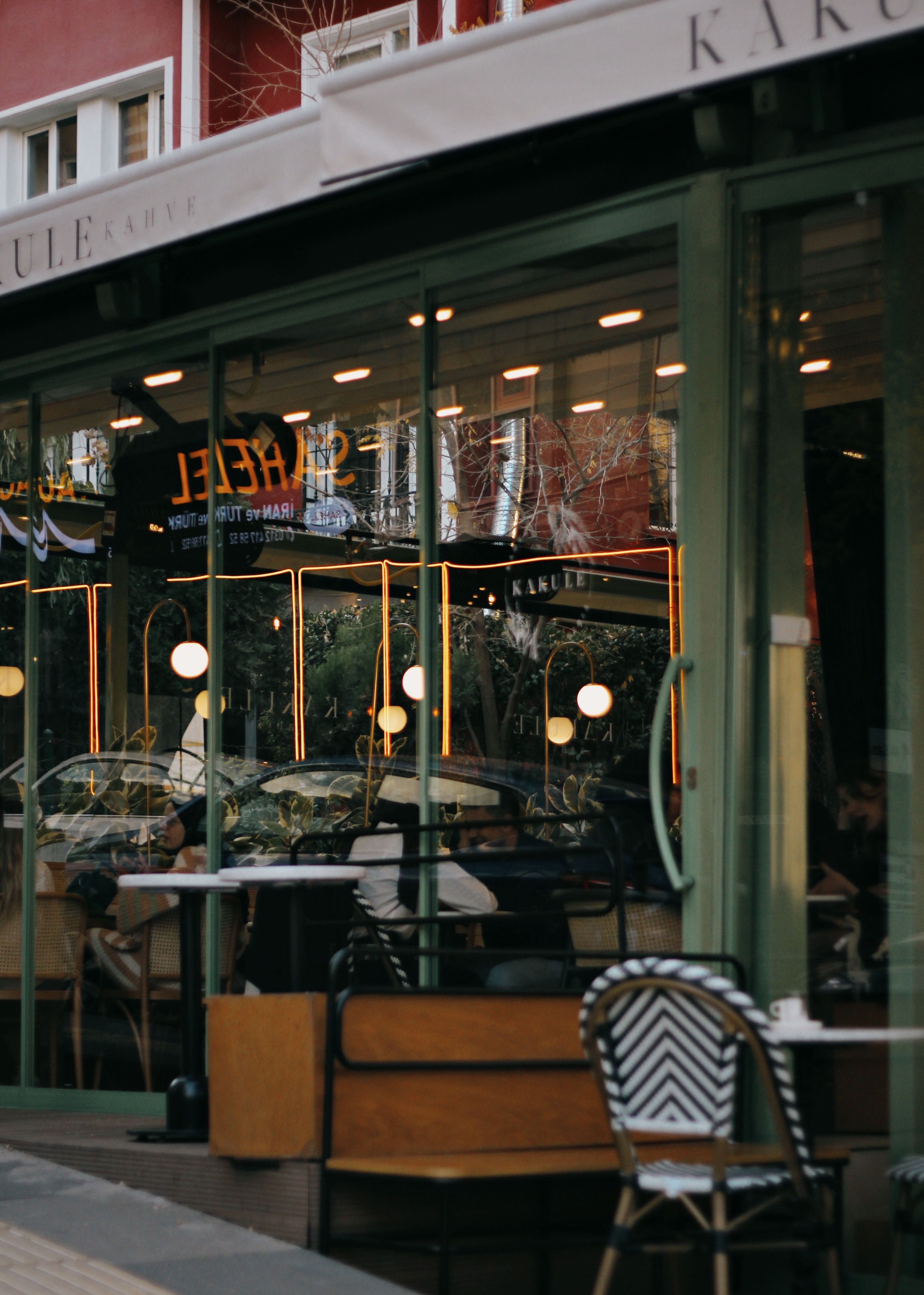 Facade of Cafe · Free Stock Photo