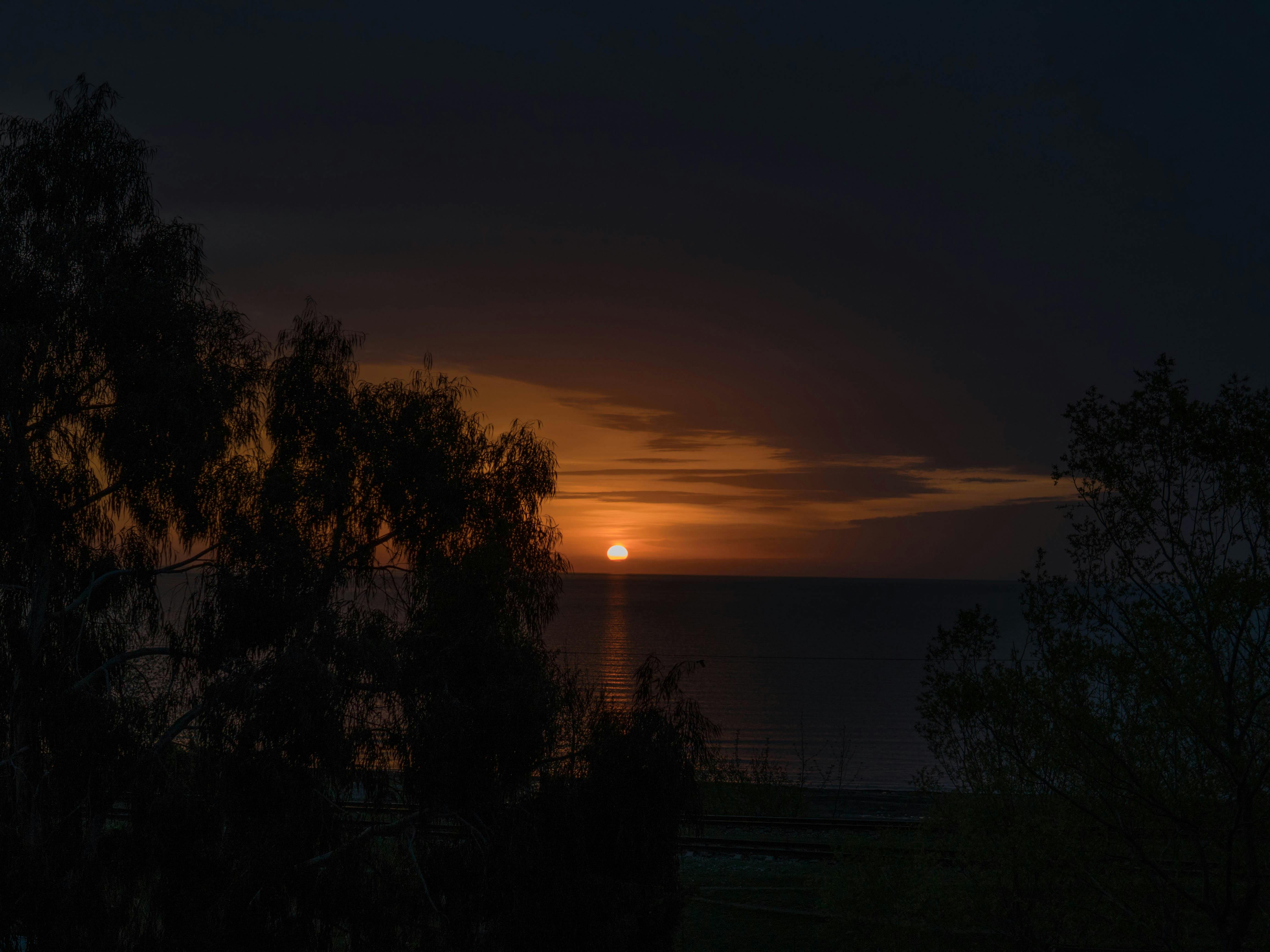 Crumble Into The Sea Photos, Download The BEST Free Crumble Into The ...