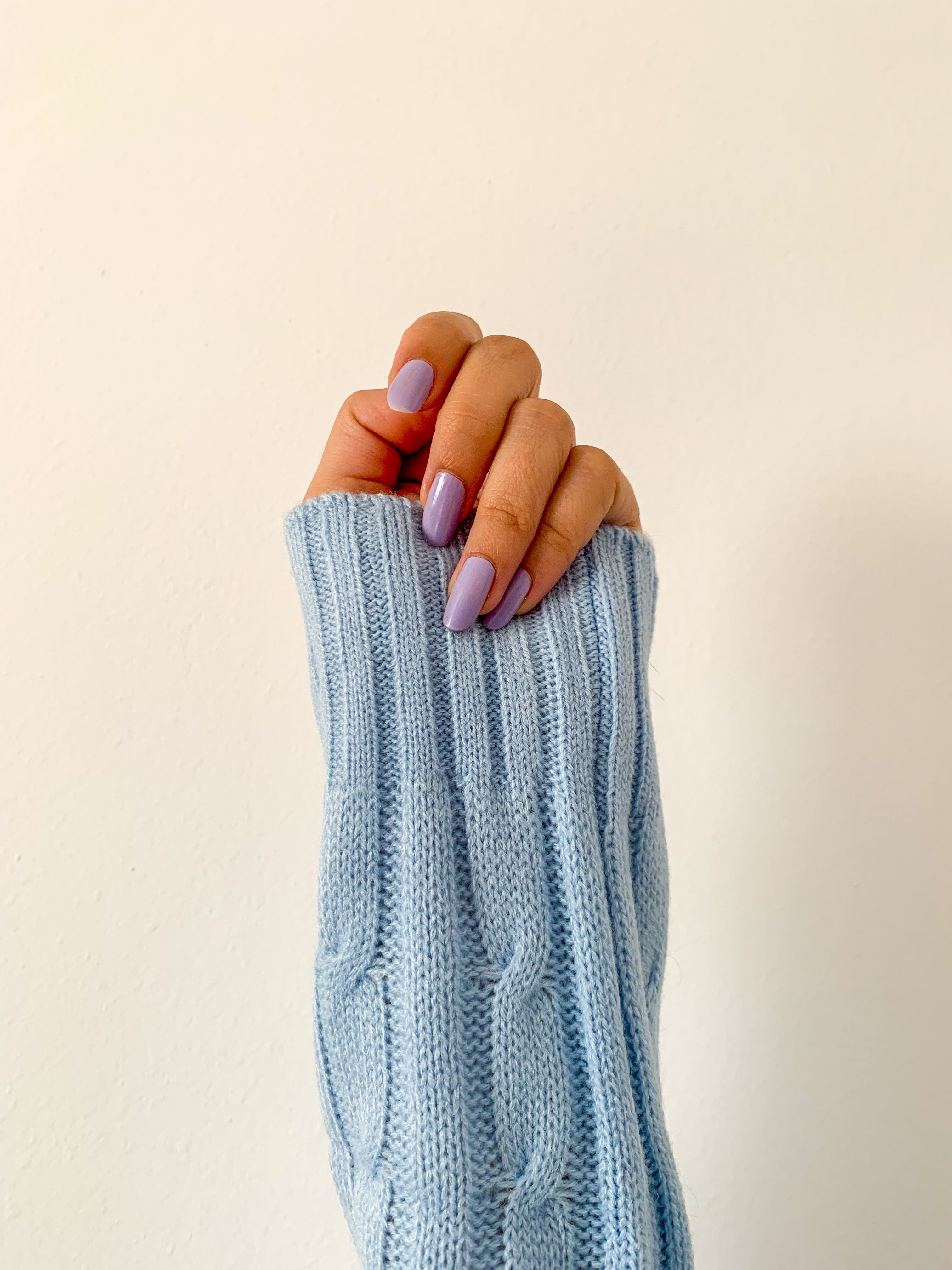 Right Human Hand Beside White Painted Wall · Free Stock Photo