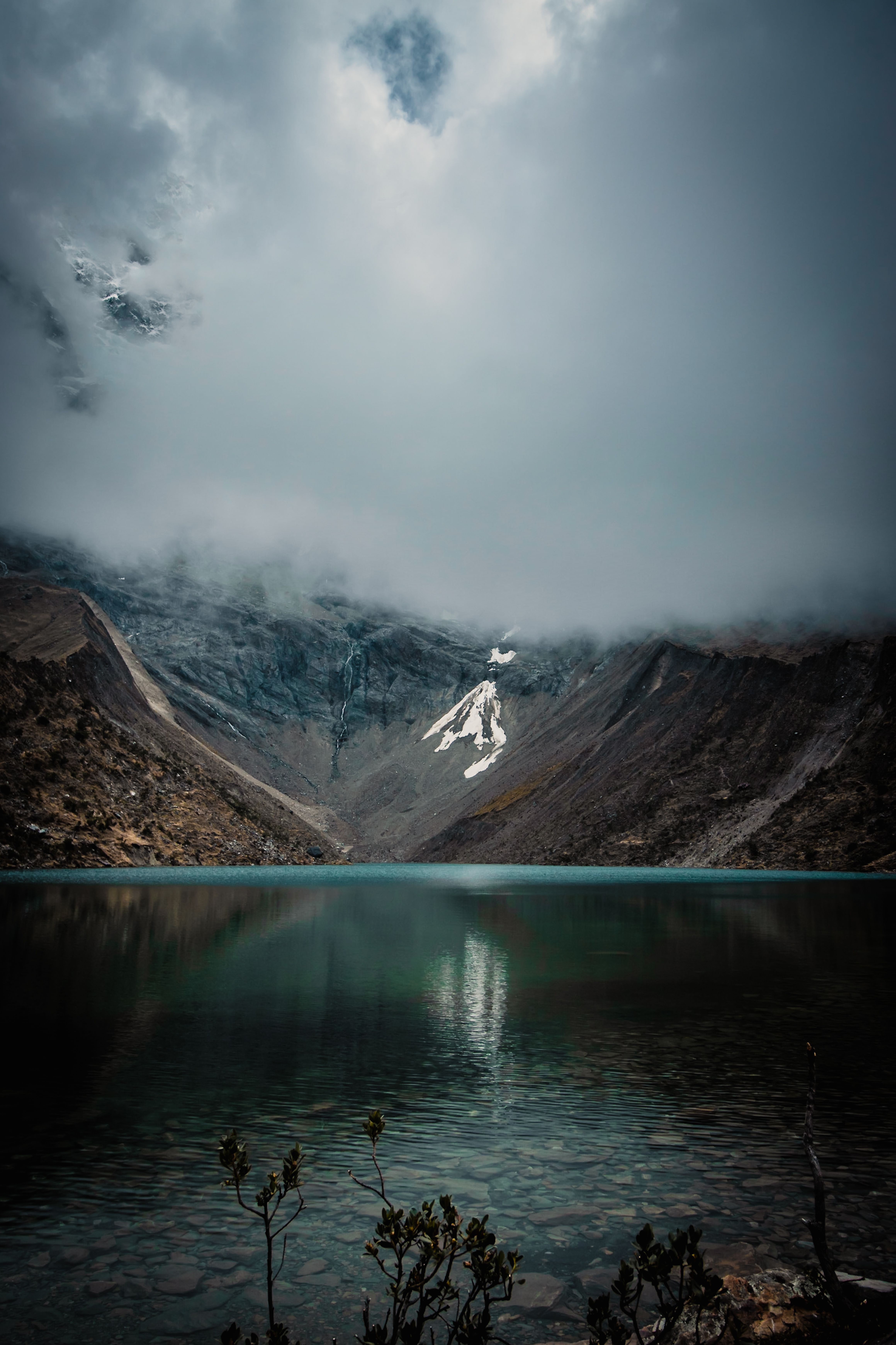 Cloud over Mountain Lake · Free Stock Photo