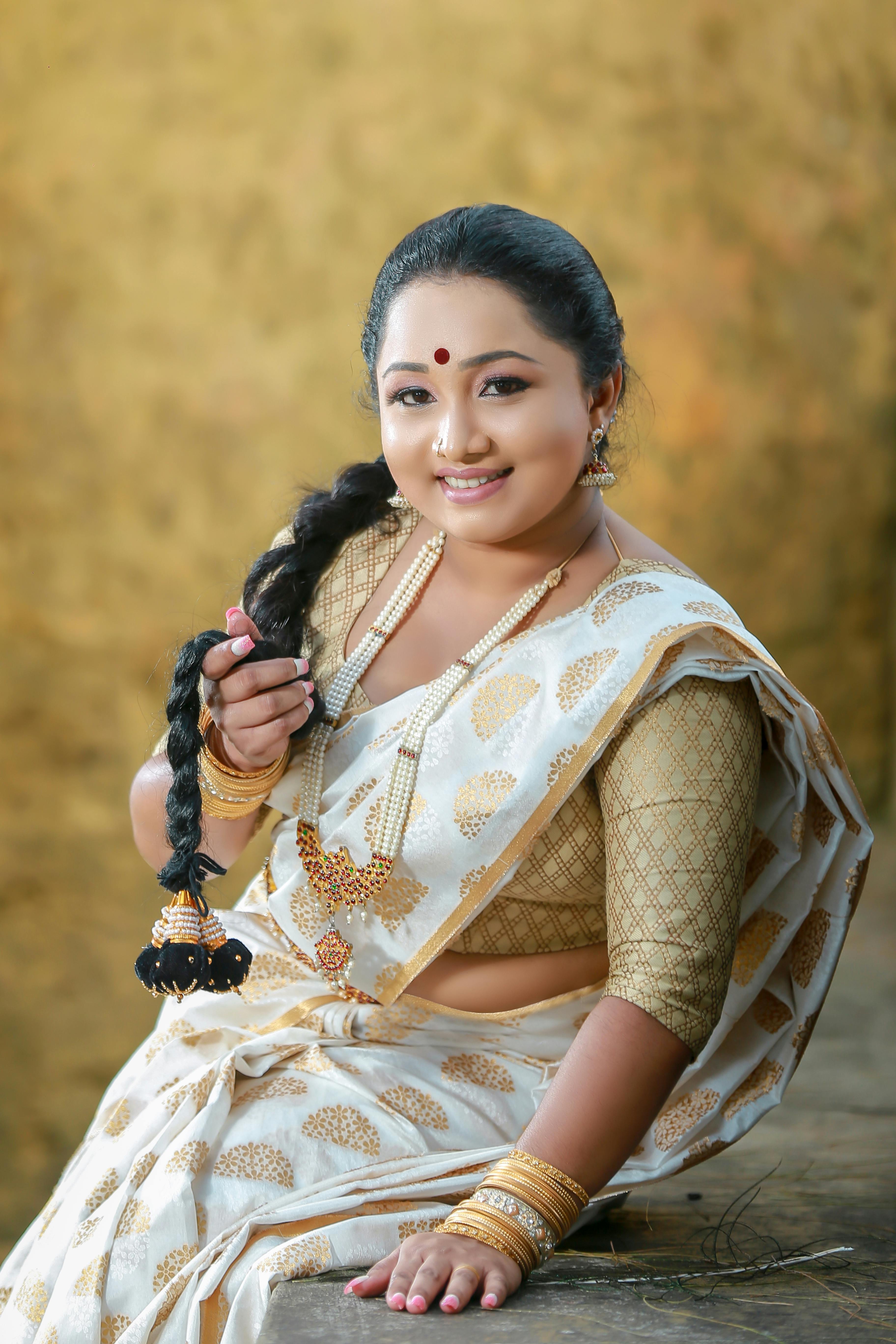 Printed Jorjet Saree Modeling Photos, Download The BEST Free Printed ...