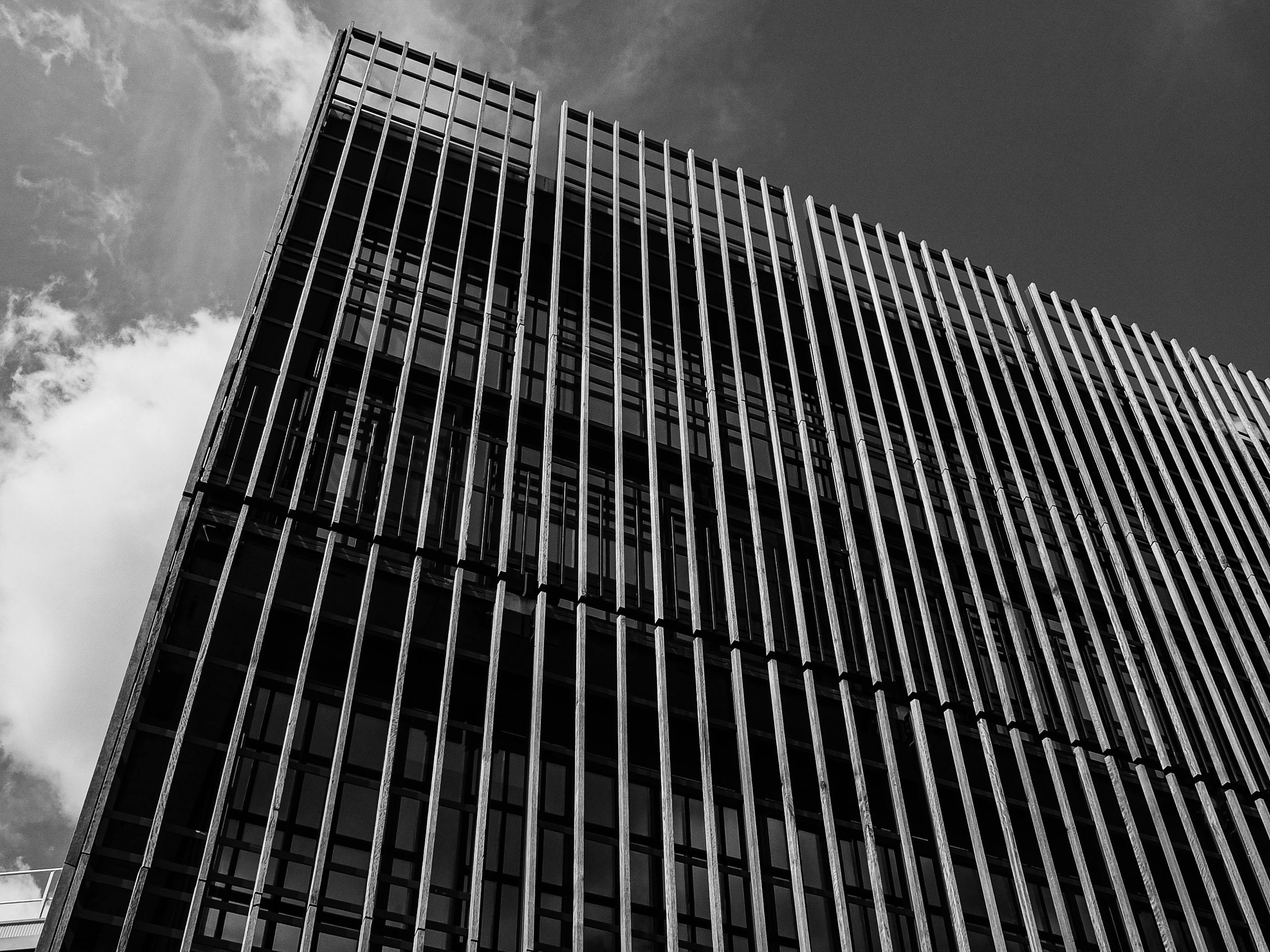 Grayscale Photo of a Building · Free Stock Photo