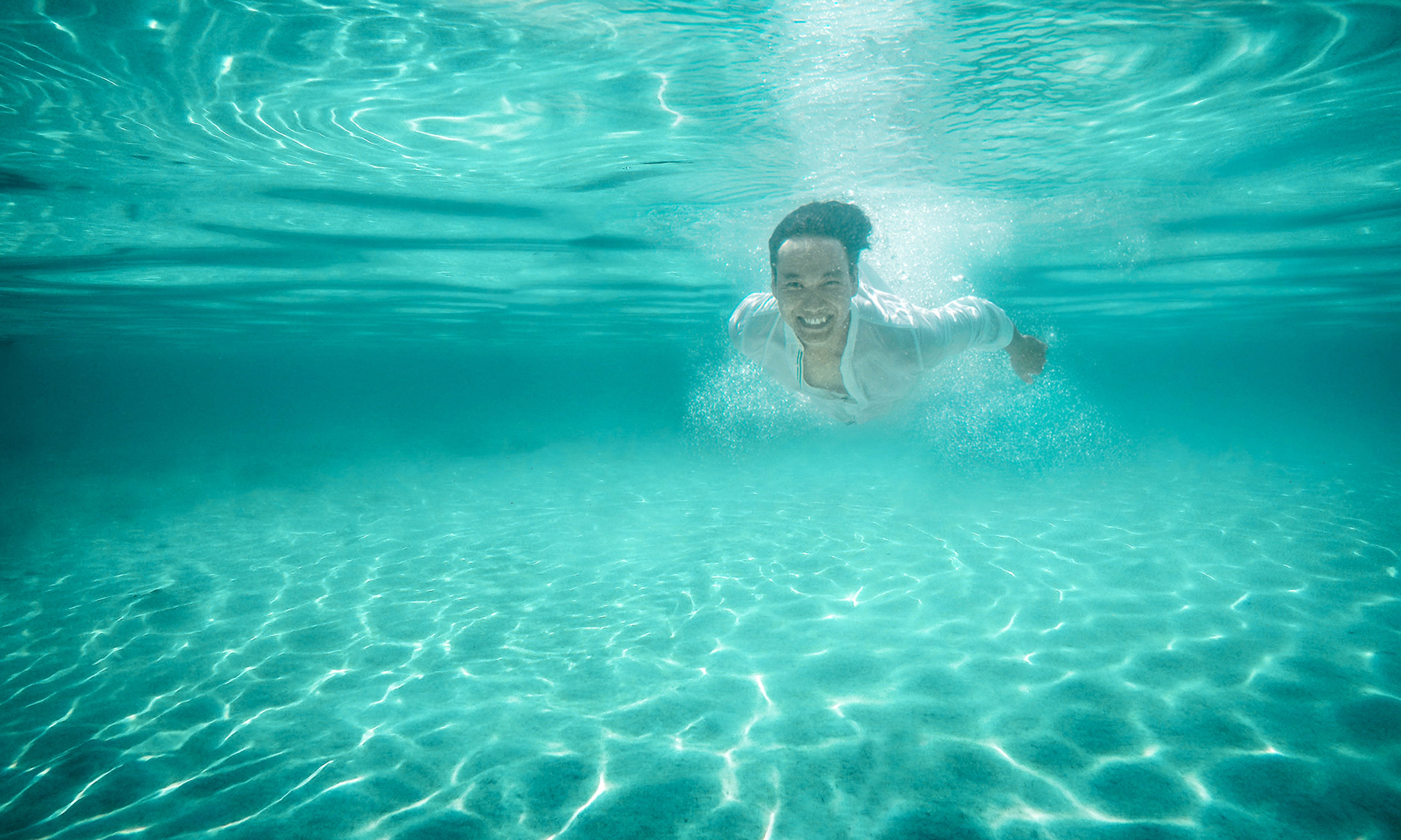 Splash Underwater Photos, Download Free Splash Underwater Stock Photos ...